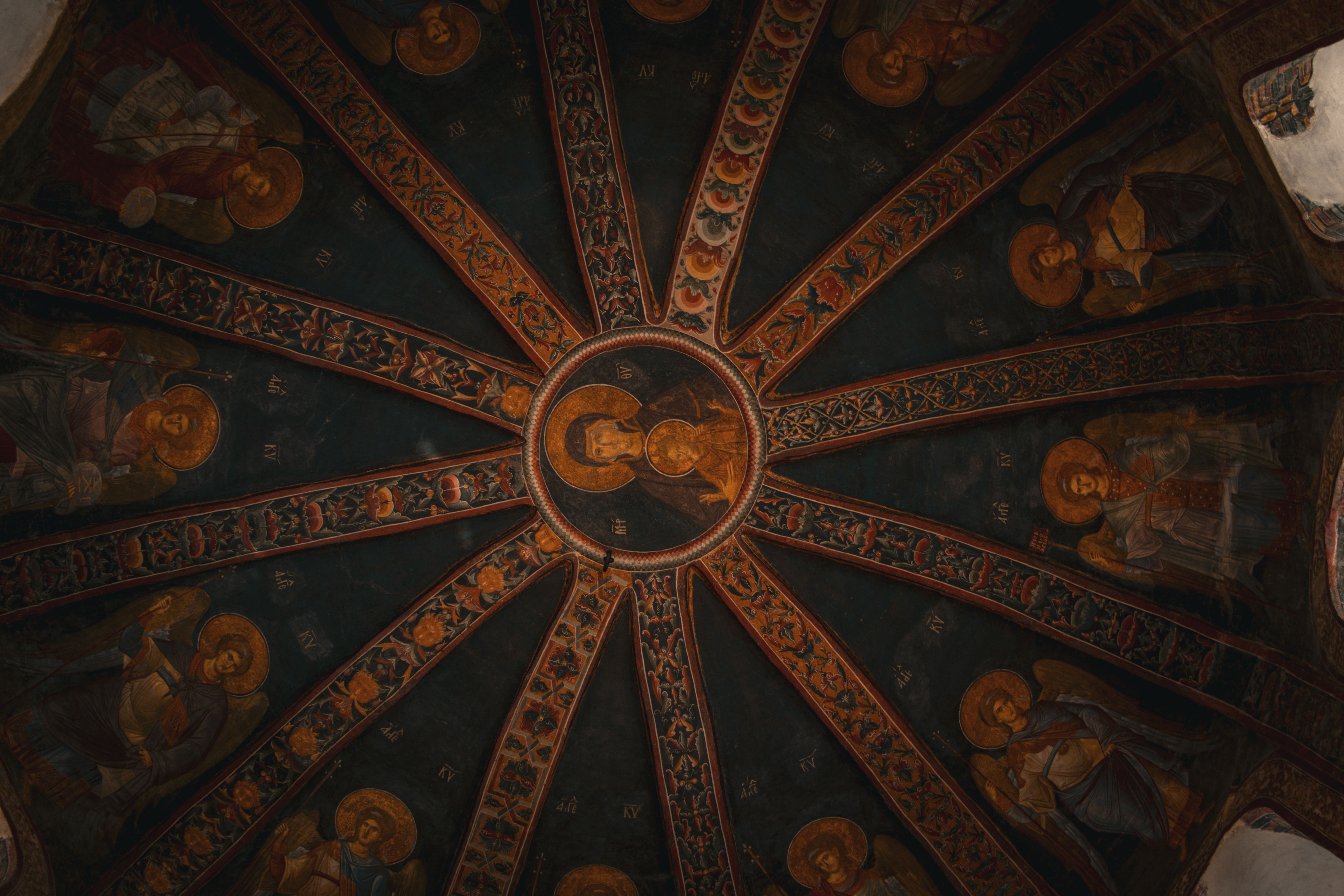 The ceiling of a church with a painted ceiling · Free Stock Photo