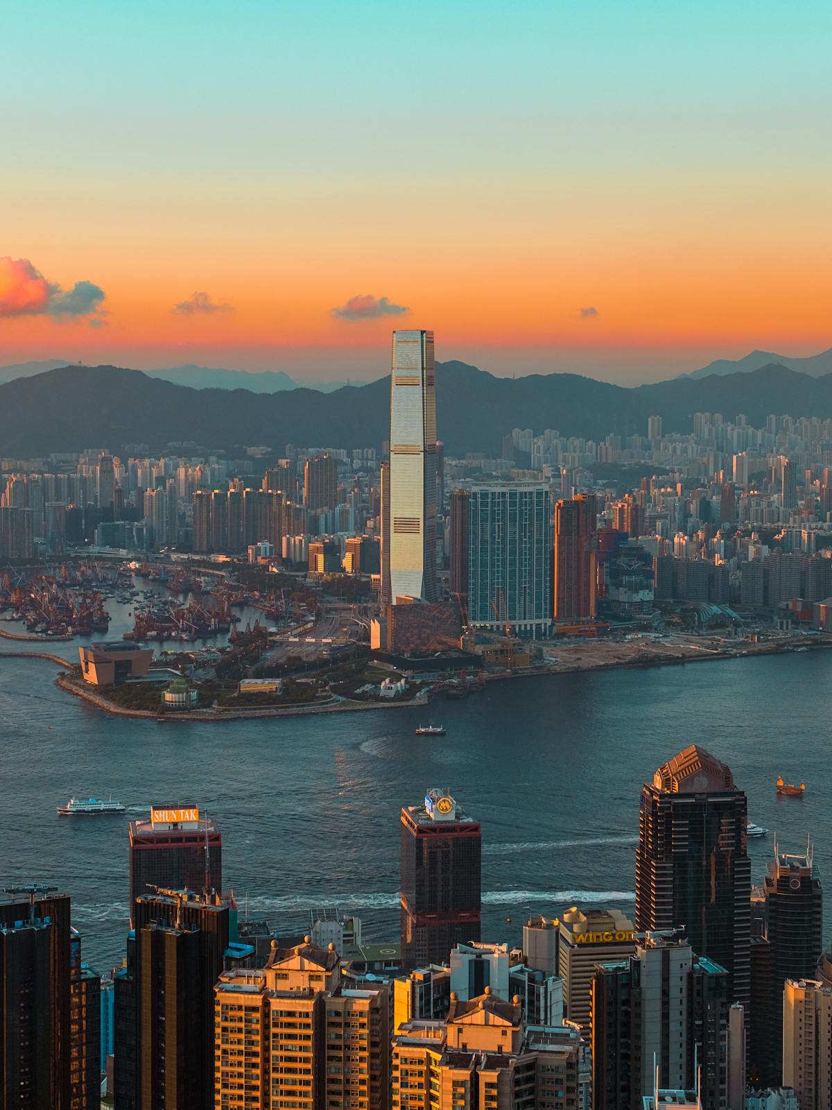 Hong Kong Ifc Photos, Download The BEST Free Hong Kong Ifc Stock Photos ...