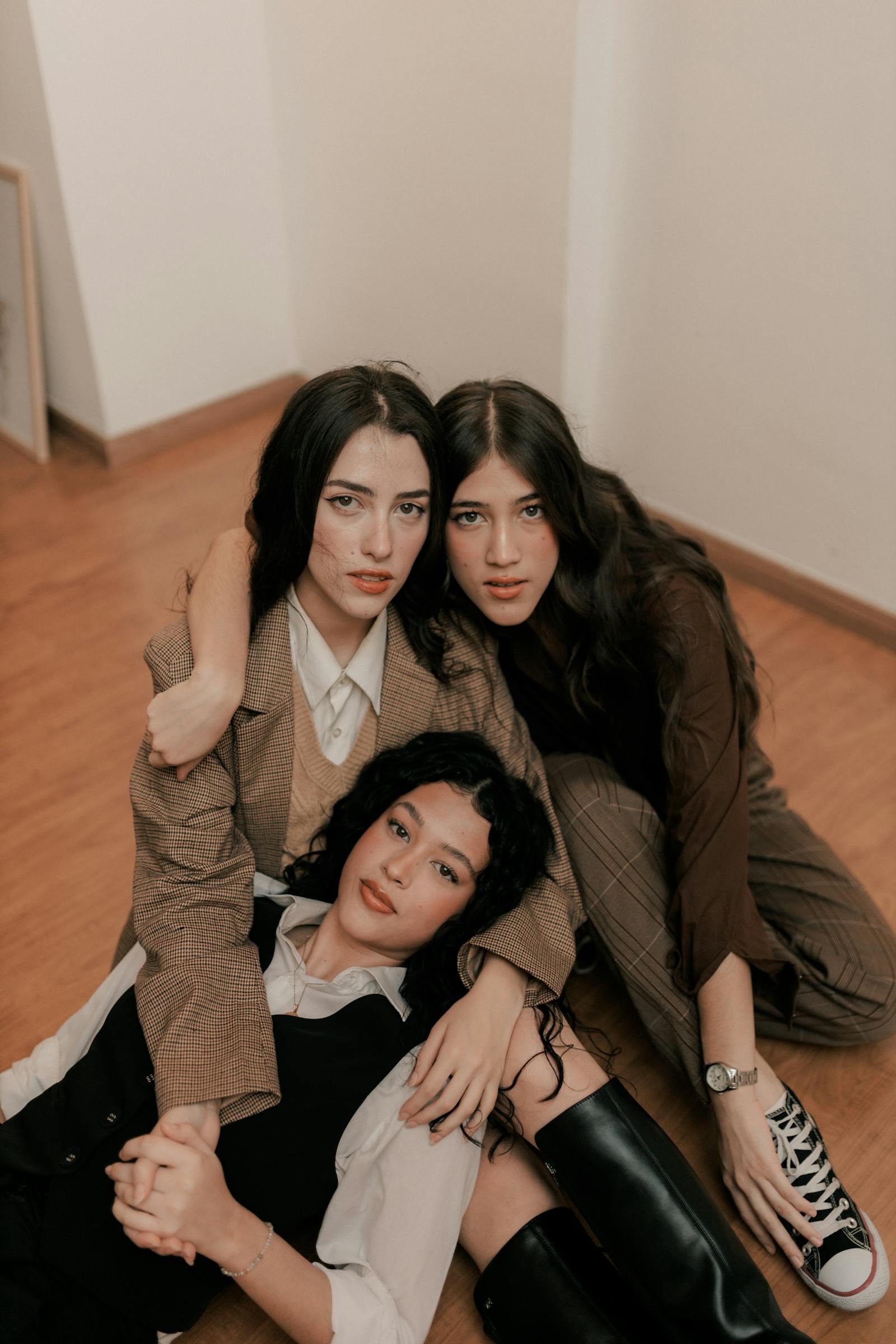 Lifestyle Fashion Group Photos, Download The BEST Free Lifestyle ...