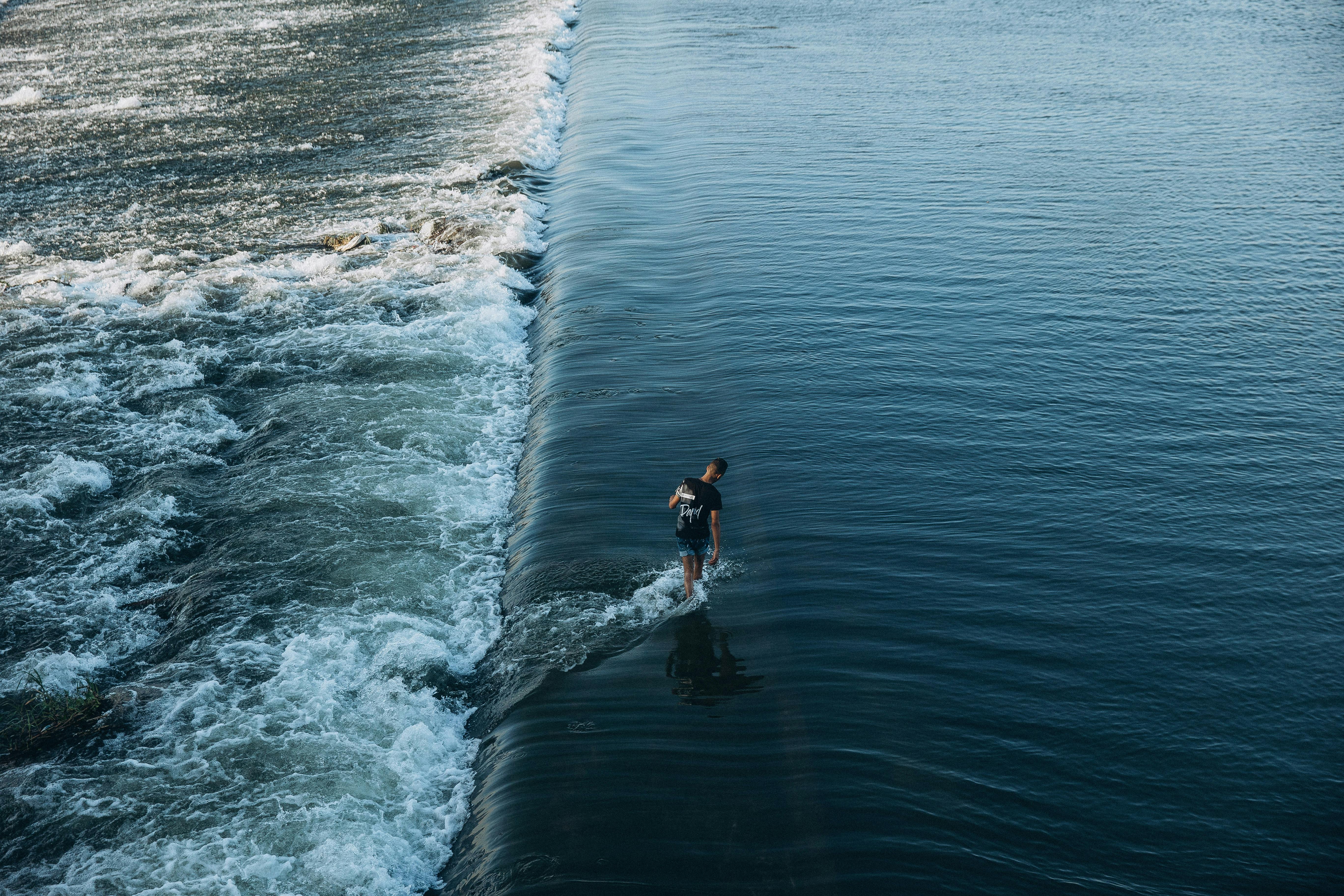 Sea Stunt Photos Photos, Download The BEST Free Sea Stunt Photos Stock ...