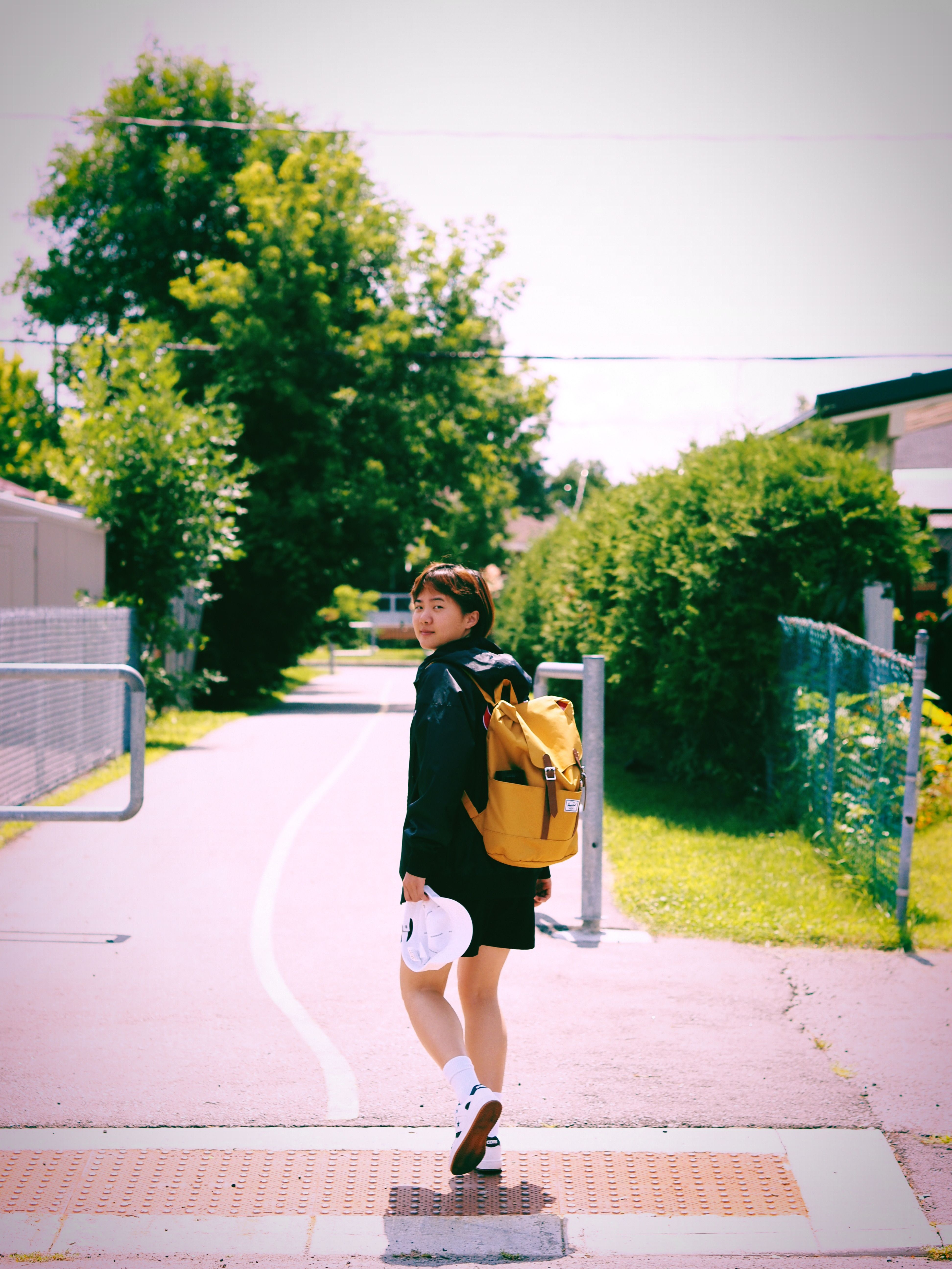 girl goes awa · Free Stock Photo