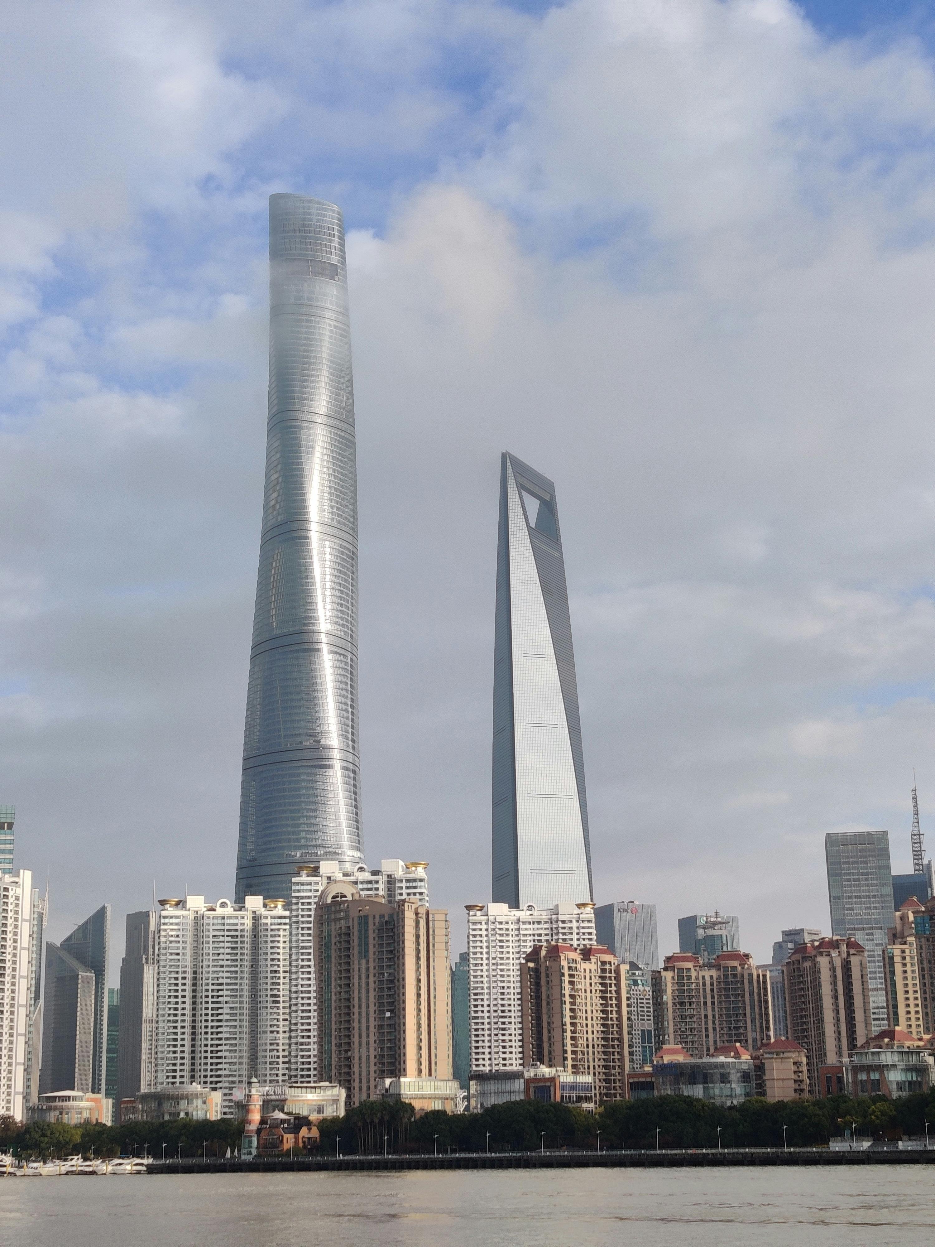 Shanghai tower, the tallest building in the world · Free Stock Photo