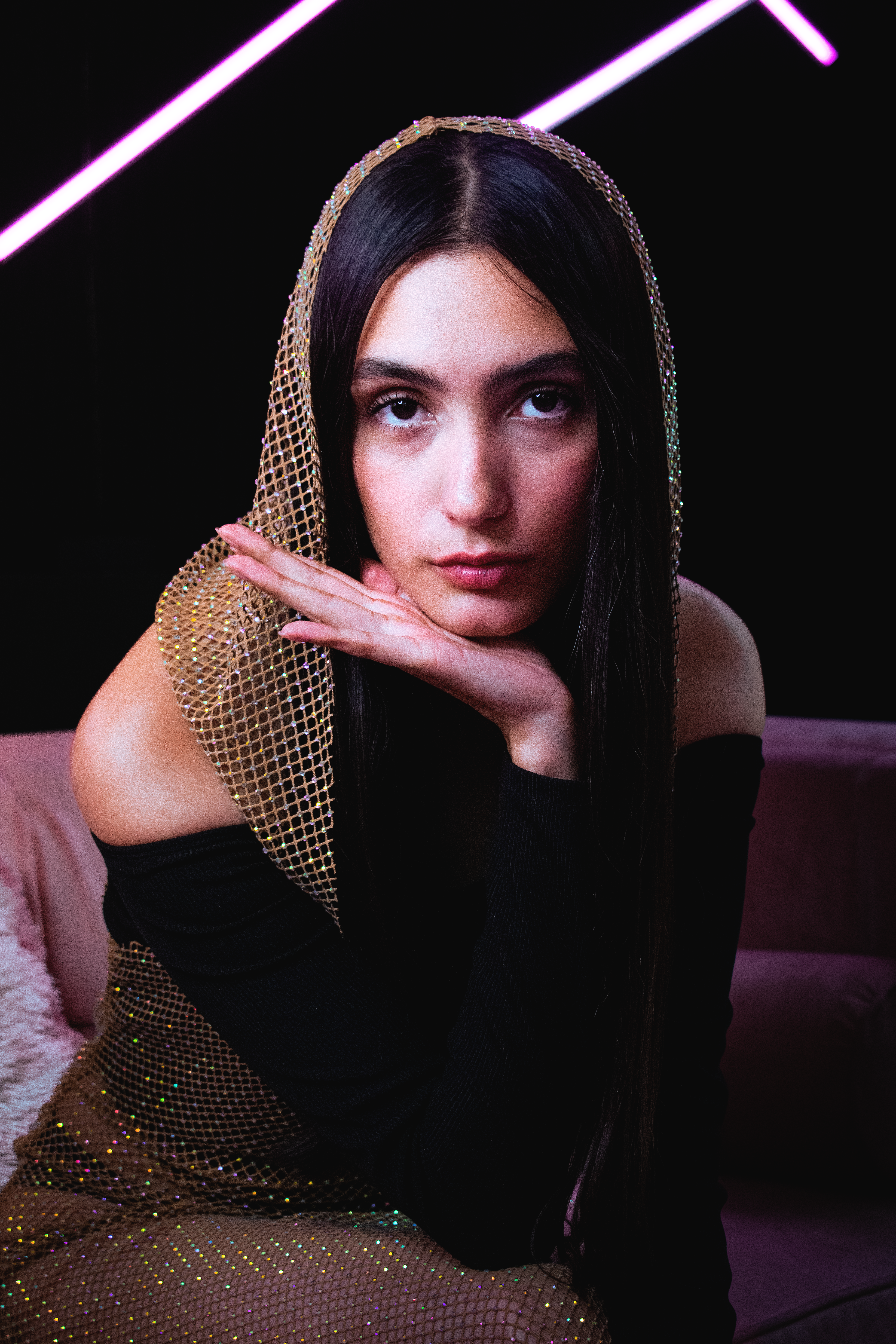 A woman in a black dress with a veil on her head · Free Stock Photo