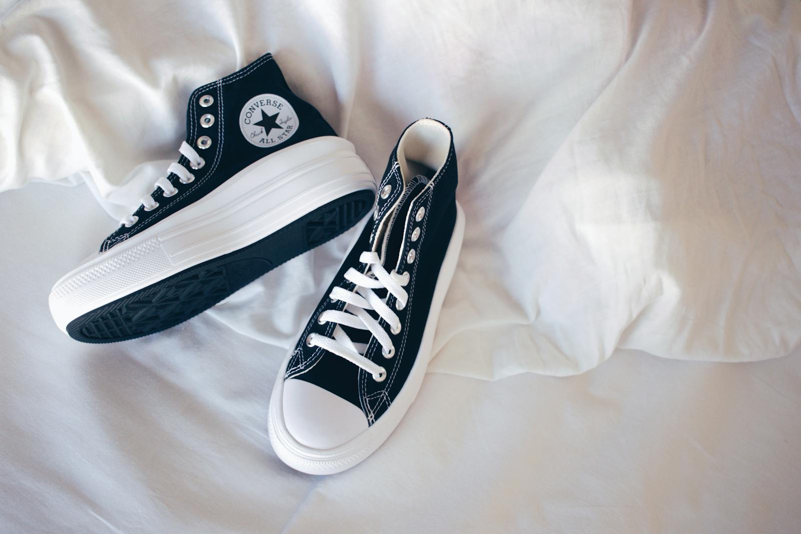 Sneakers Converse Photos, Download The BEST Free Sneakers Converse ...