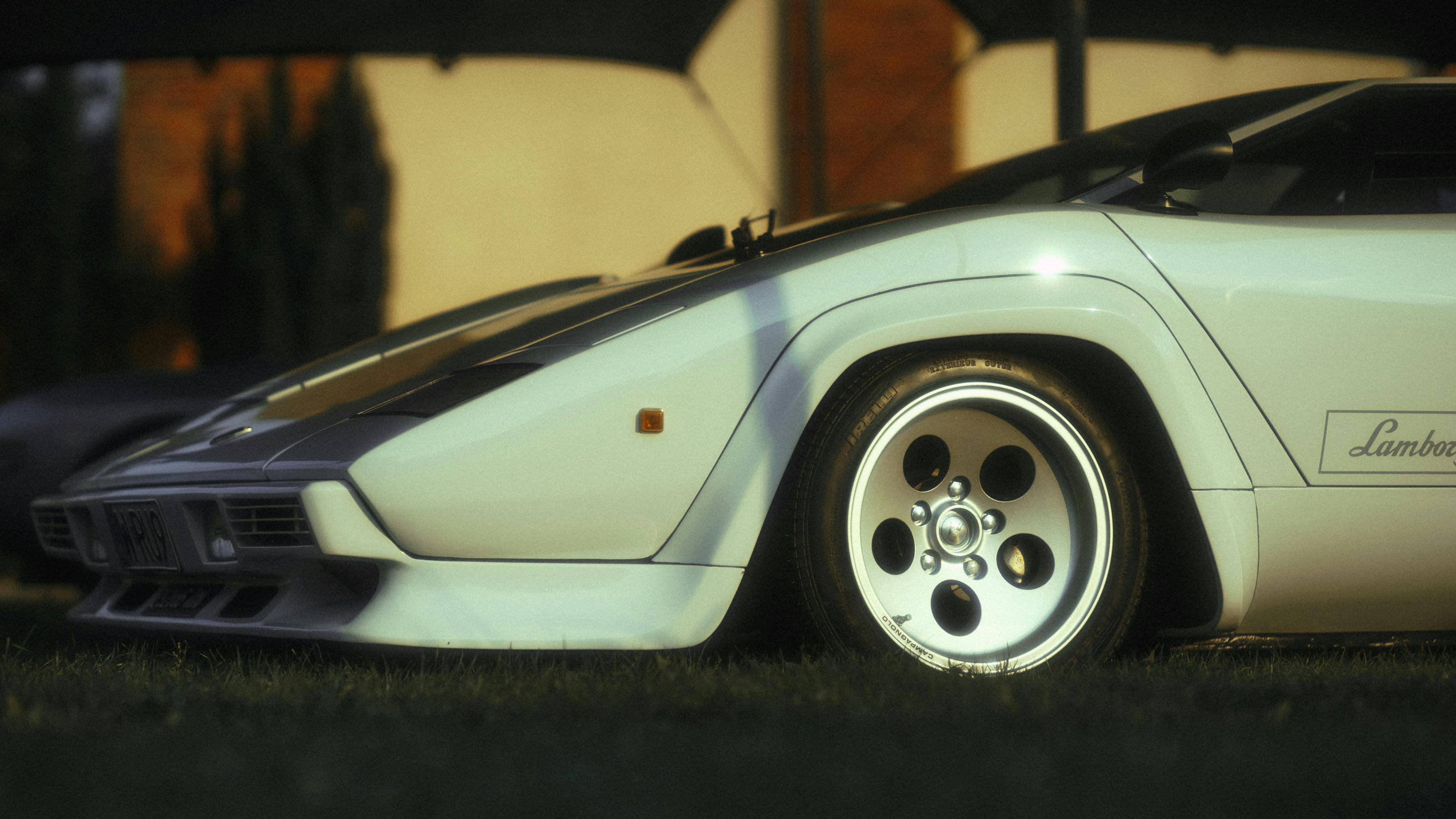 Vintage Lambo Photos, Download The BEST Free Vintage Lambo Stock Photos ...