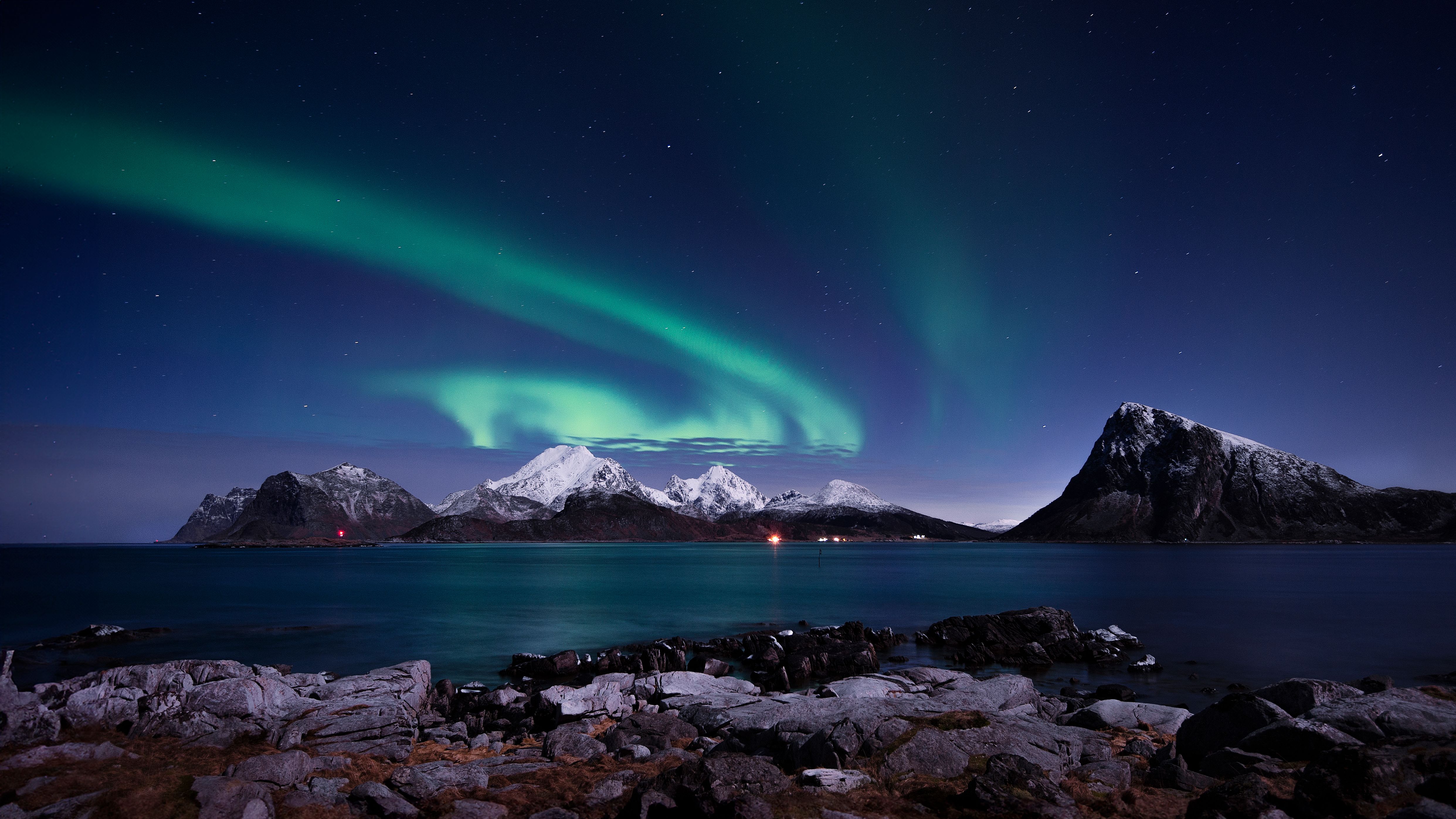 A winter scene from Lofoten islands, northern Norway · Free Stock Photo