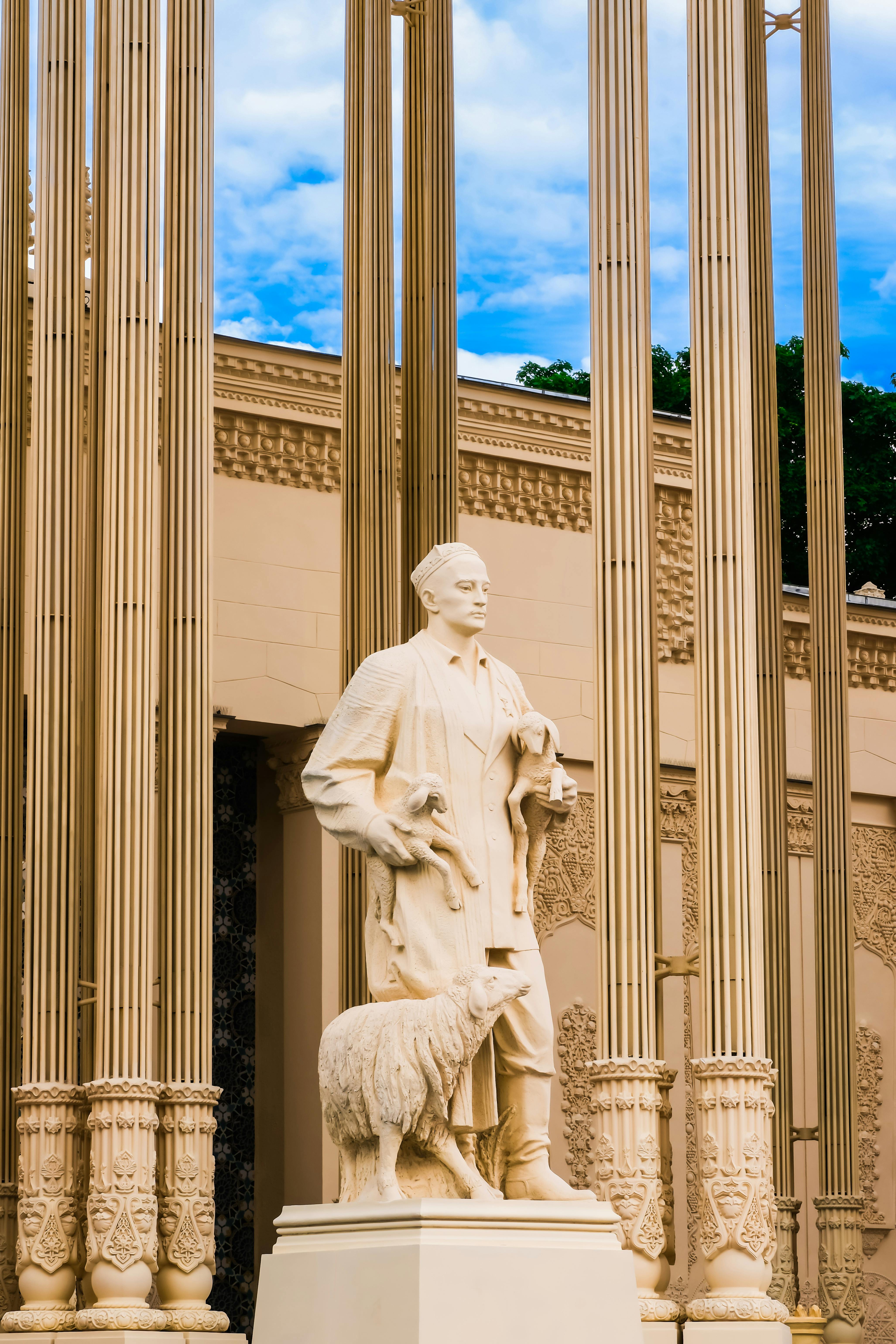 Russian Statue Photos, Download The BEST Free Russian Statue Stock ...