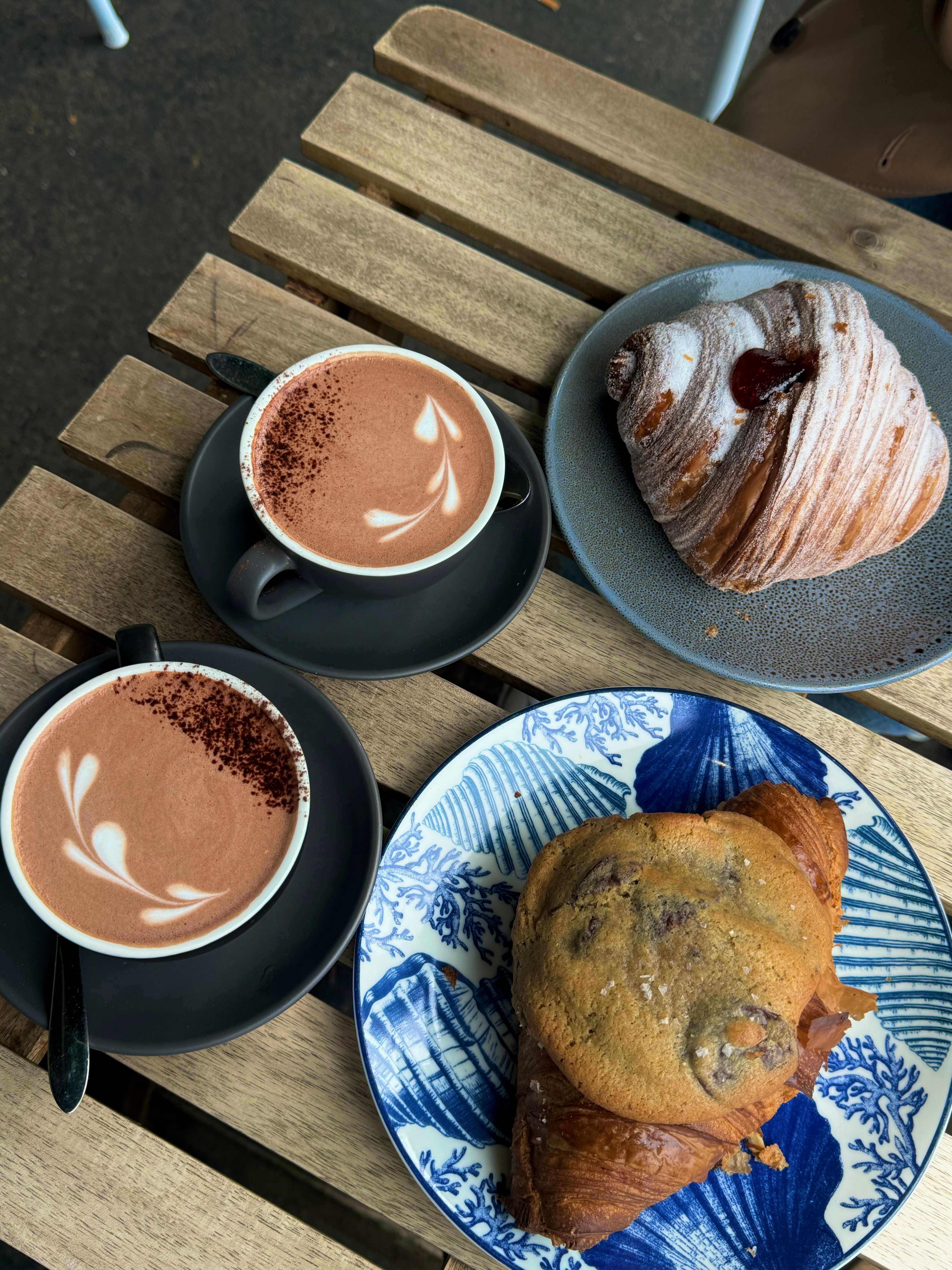 cafe · Free Stock Photo