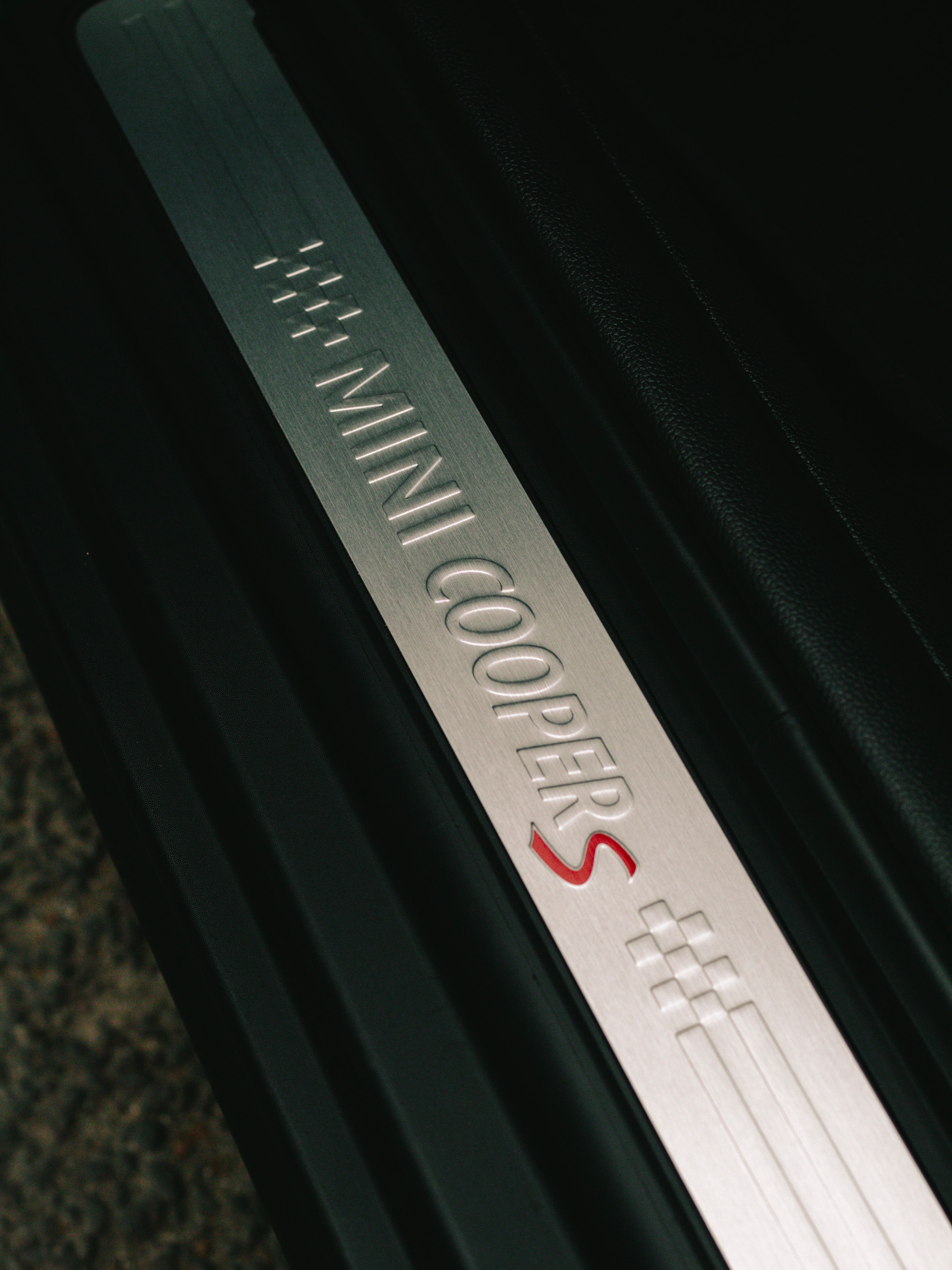 Bmw cooper s door sill plate · Free Stock Photo