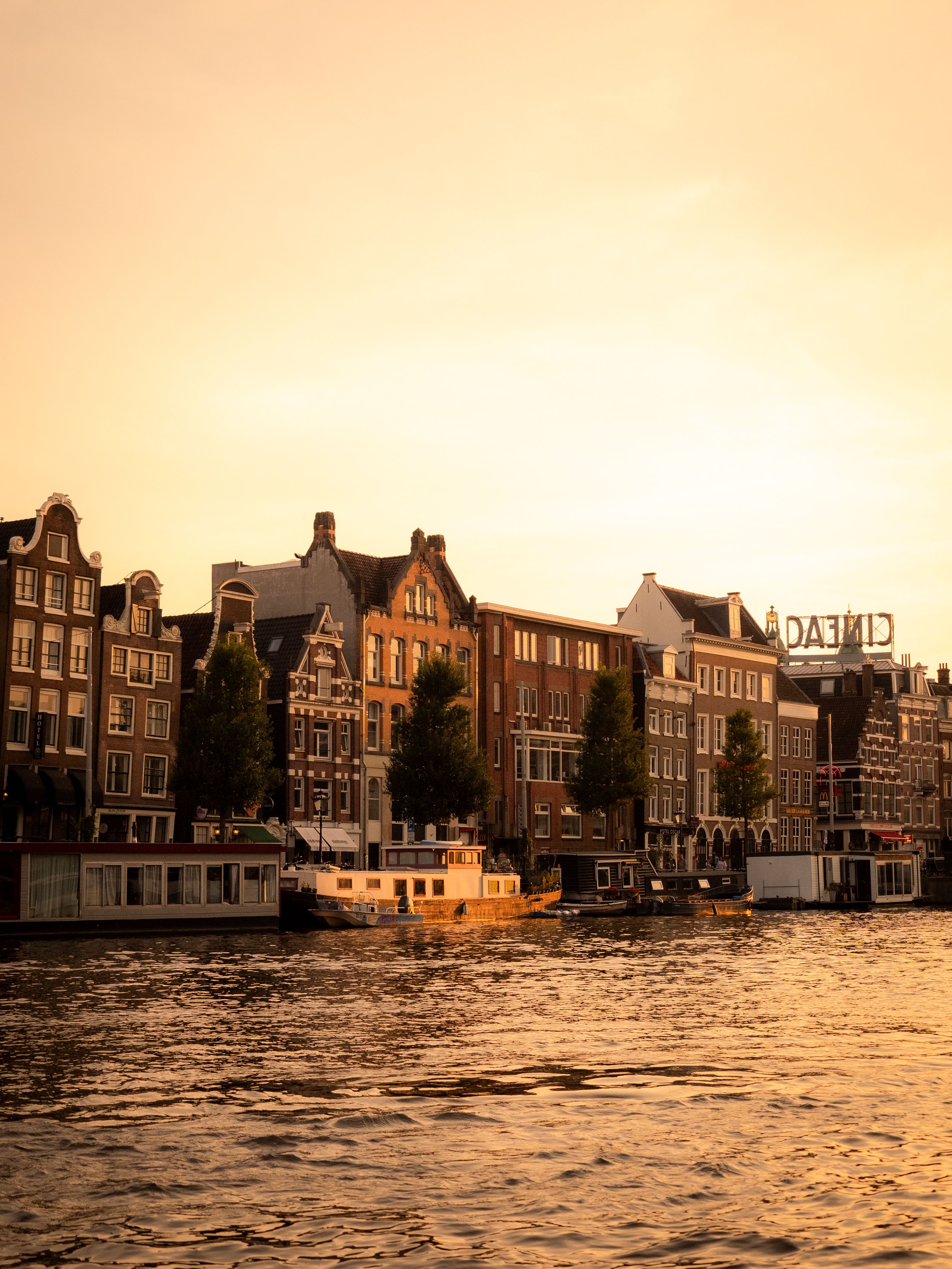 Amsterdam sunset by the canals · Free Stock Photo