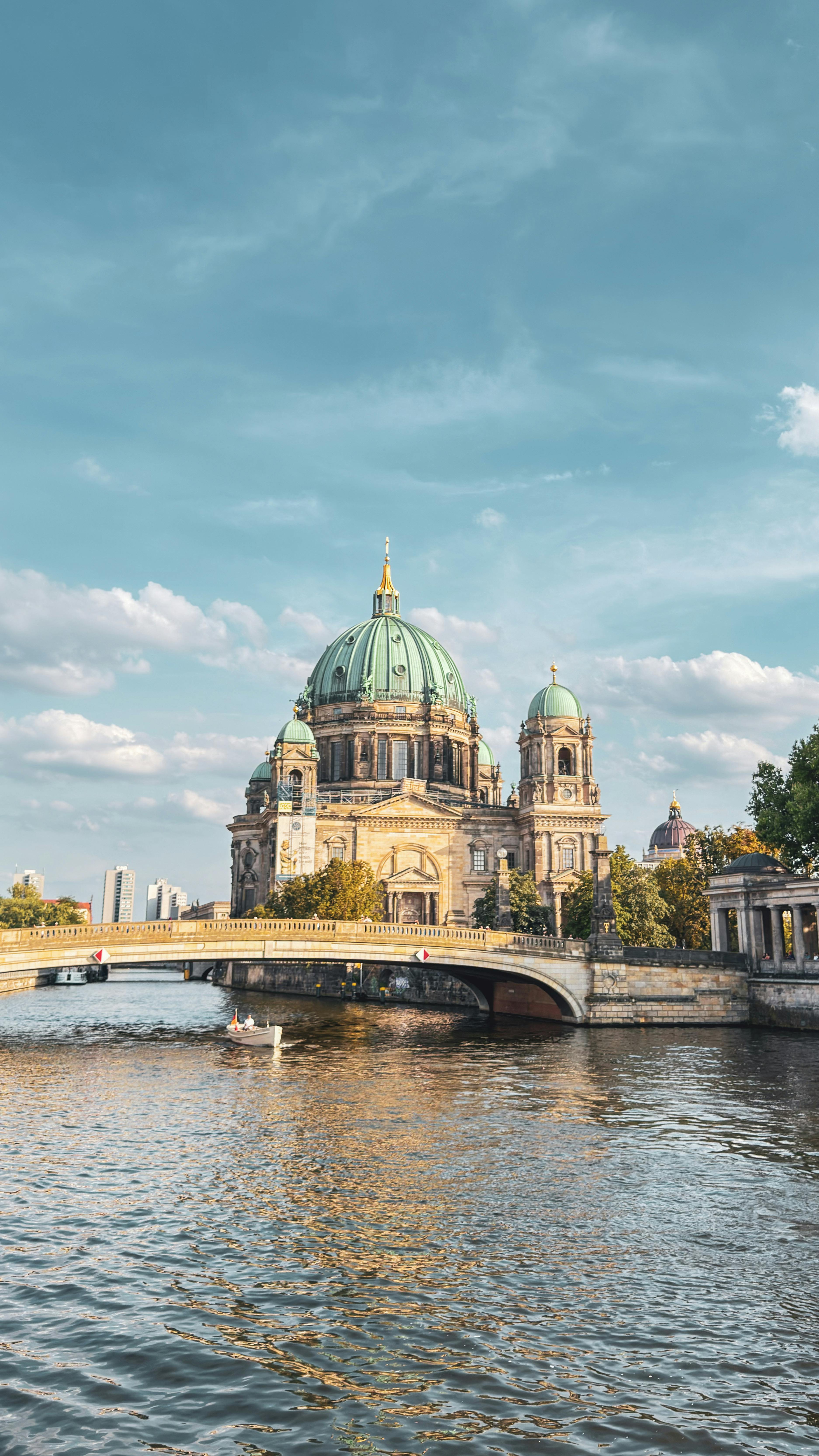 Free stock photo of architectural marvel, architecture, autumn, beauty ...