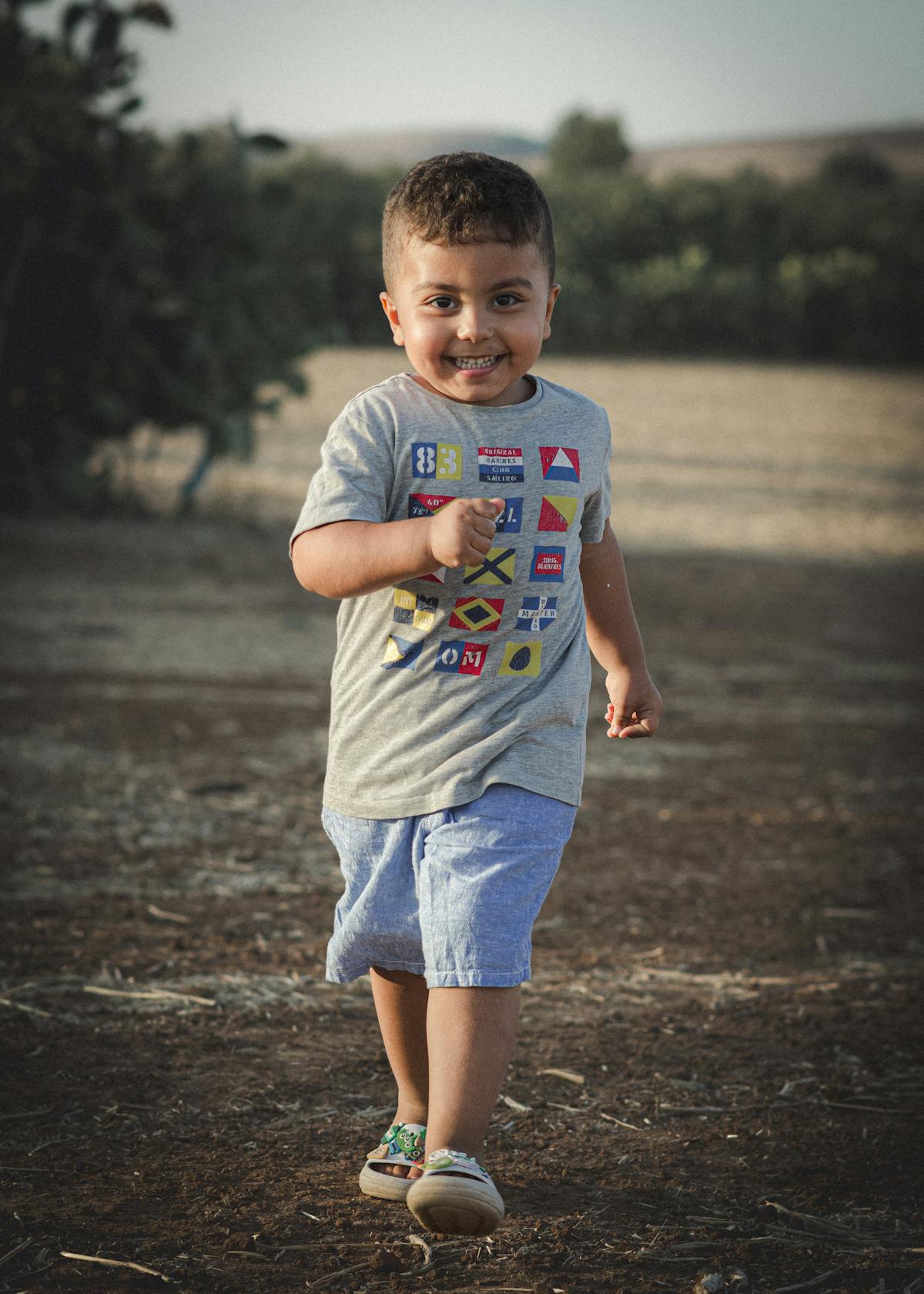 Running Boy Images Photos, Download The BEST Free Running Boy Images ...