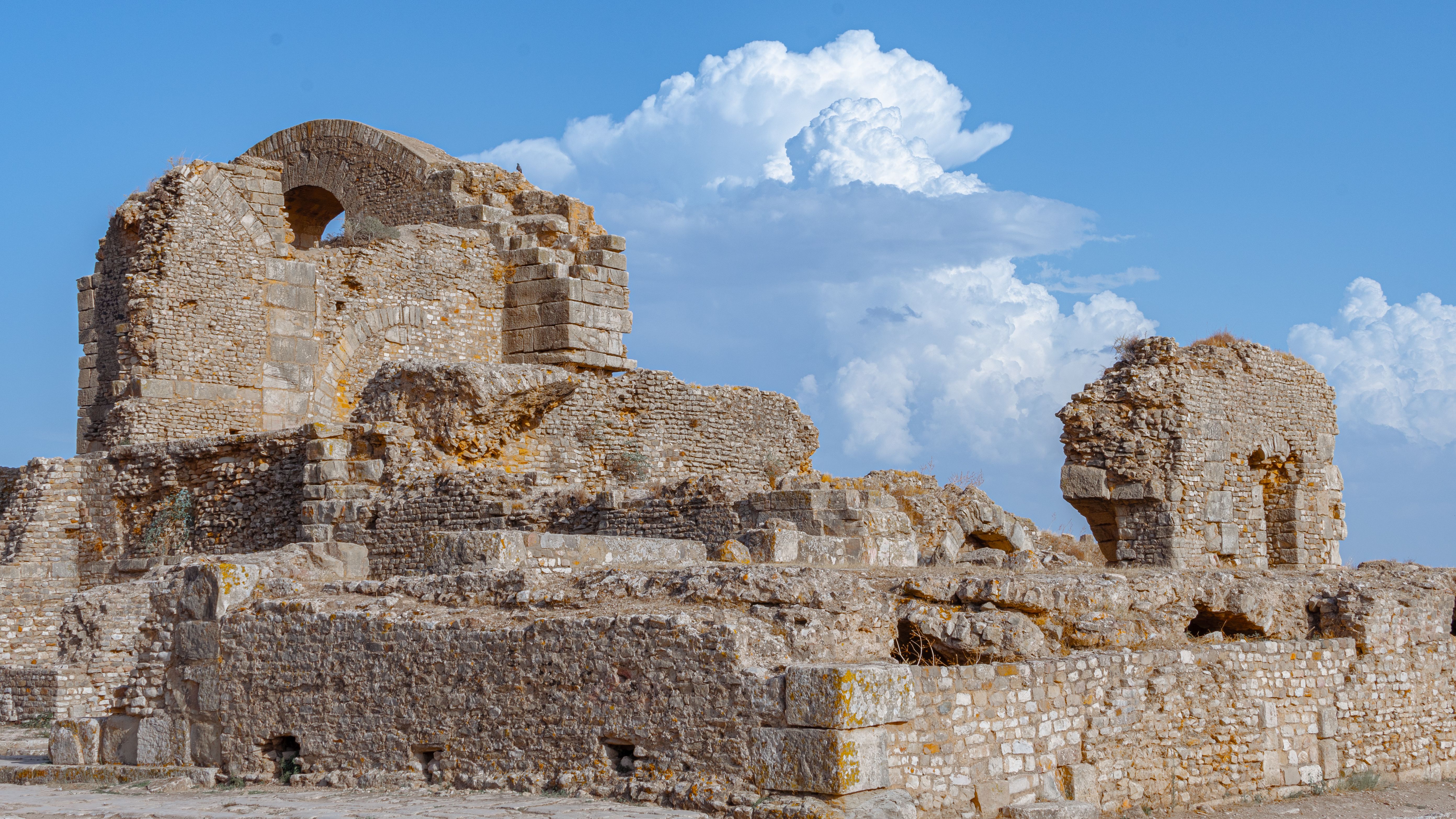 Bulla Regia's archology site wallpaper · Free Stock Photo