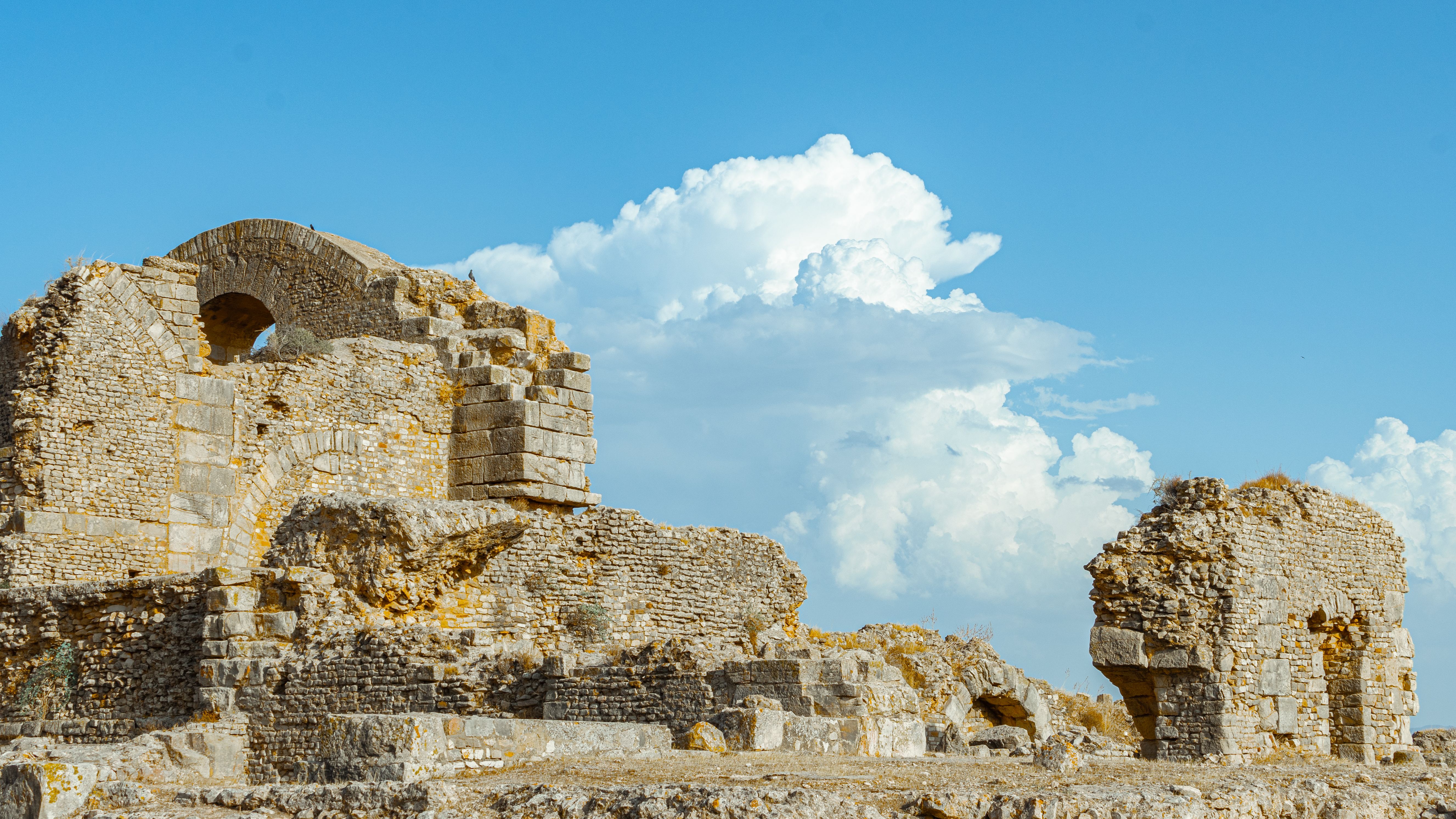 Bulla Regia's archology site wallpaper · Free Stock Photo