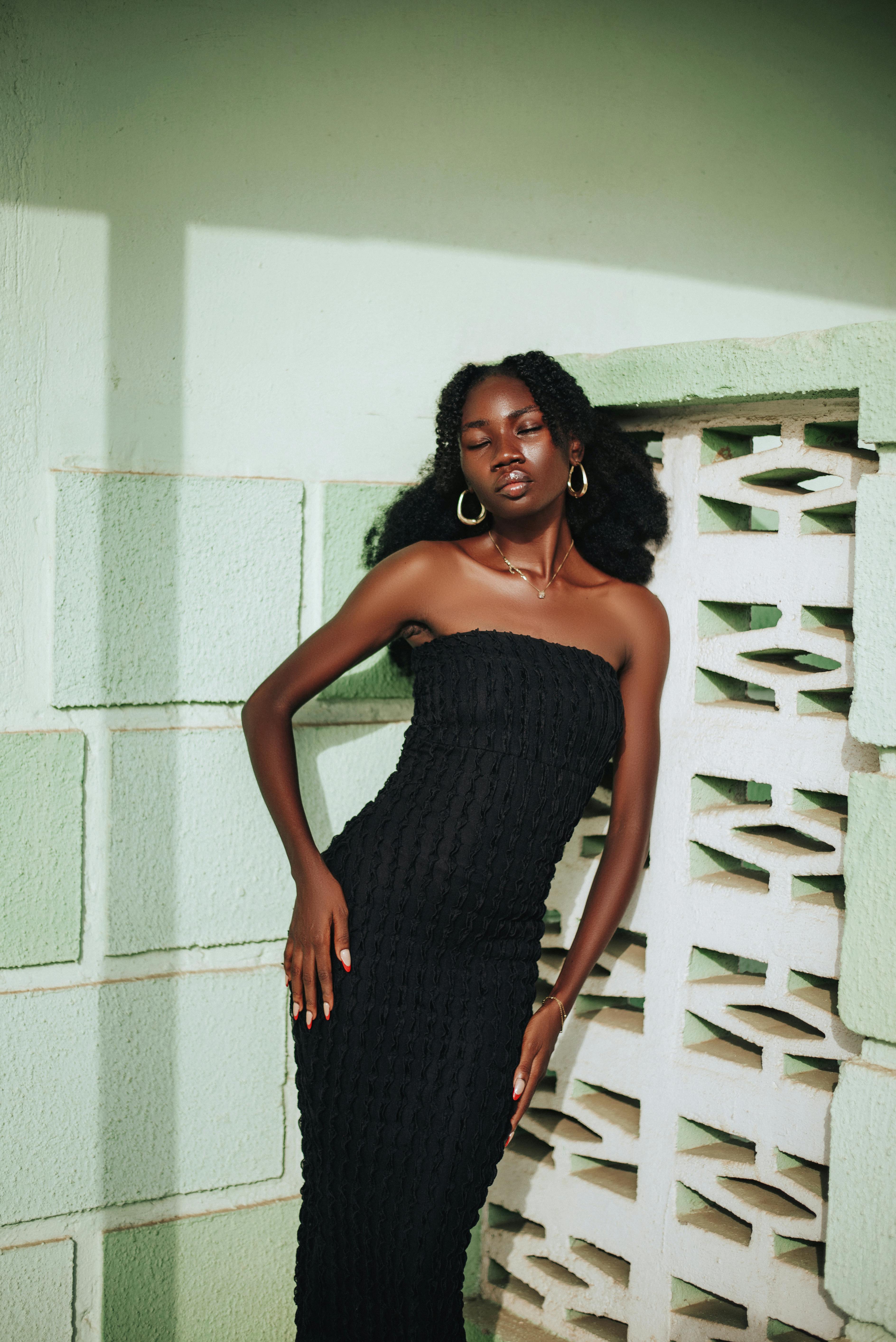 Black model · Free Stock Photo