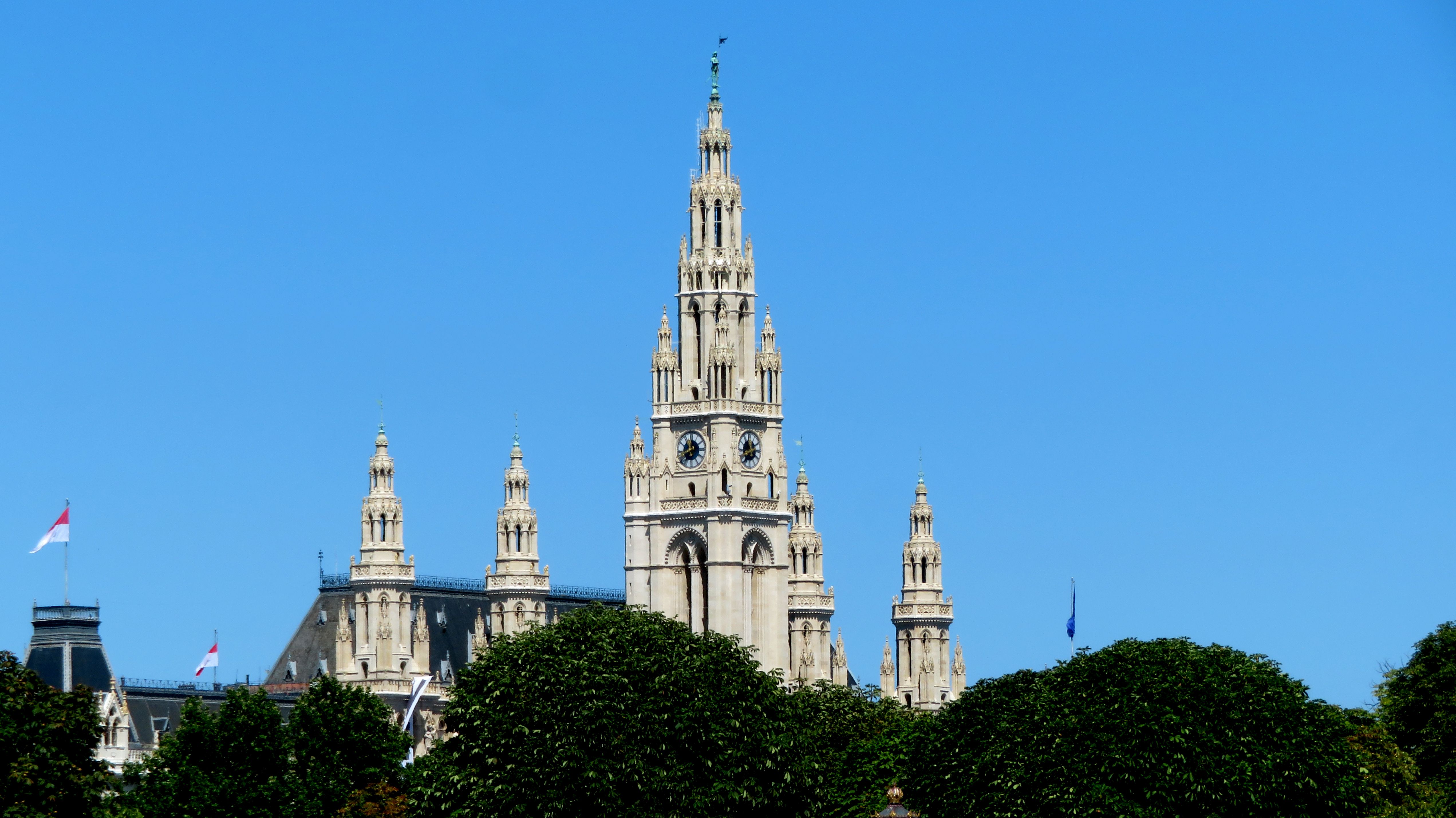 A large building with many spires on it · Free Stock Photo