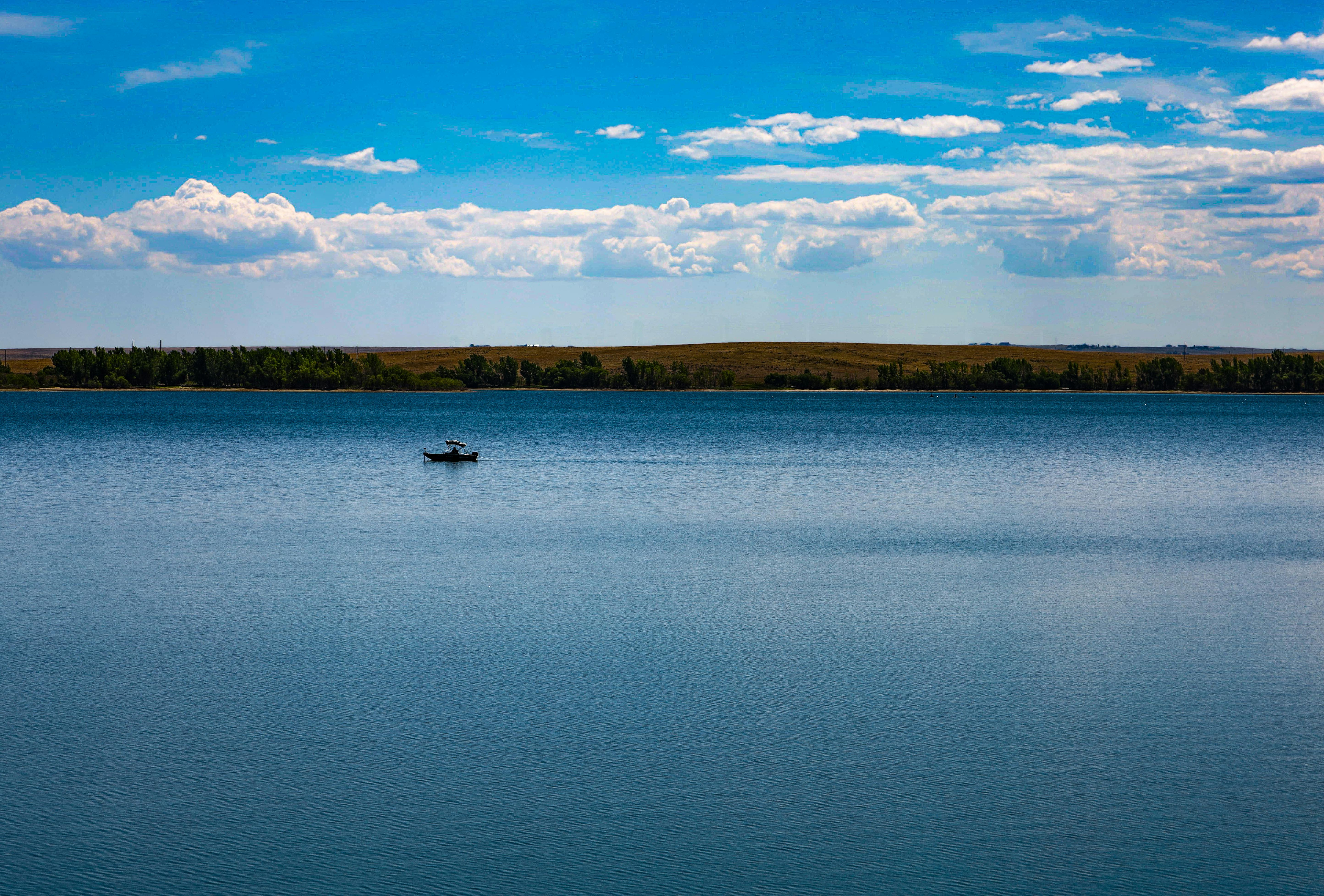 Gray Dock in Lake · Free Stock Photo