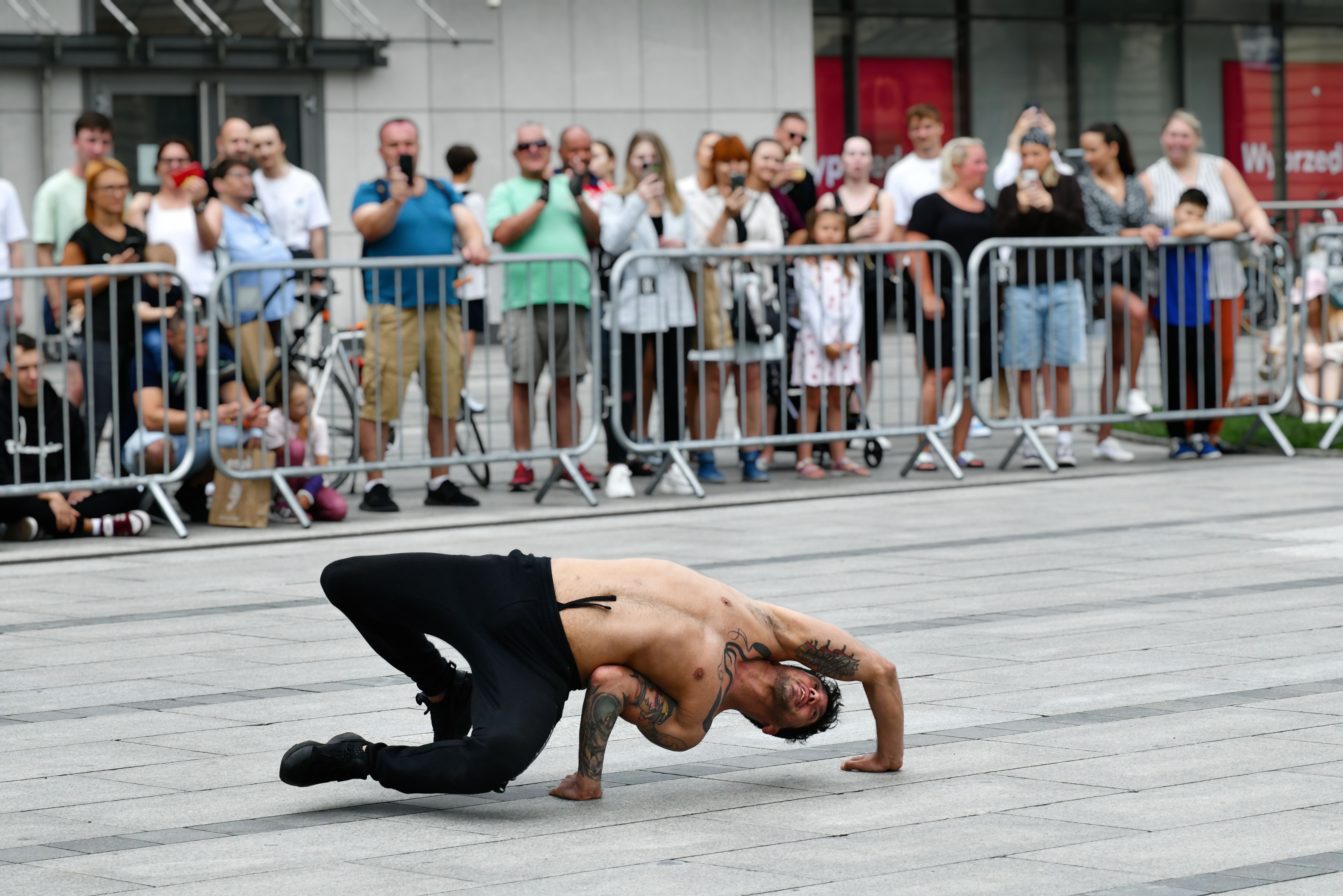 Acrobat · Free Stock Photo
