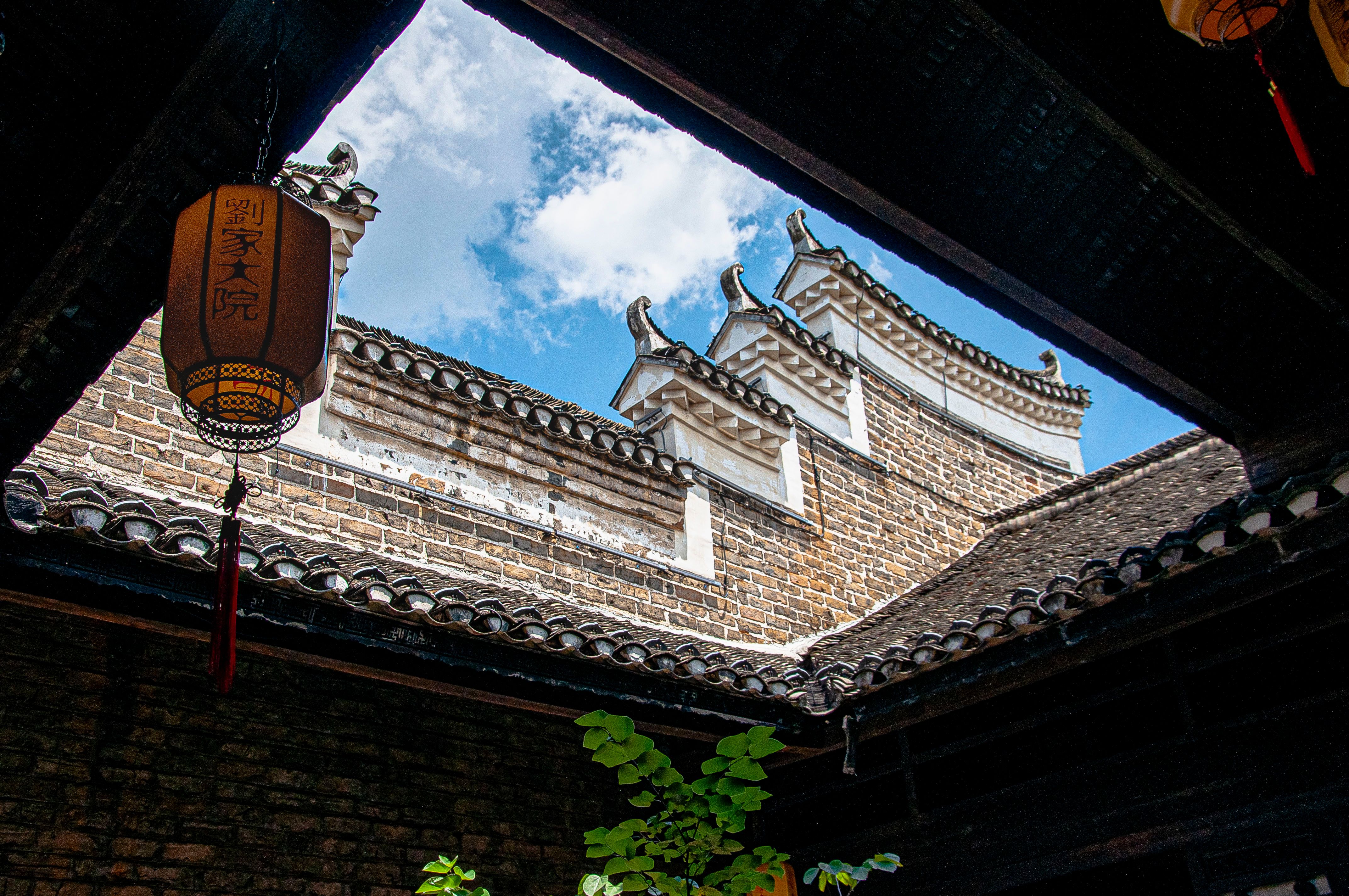 Old-fashioned buildings in rural China · Free Stock Photo