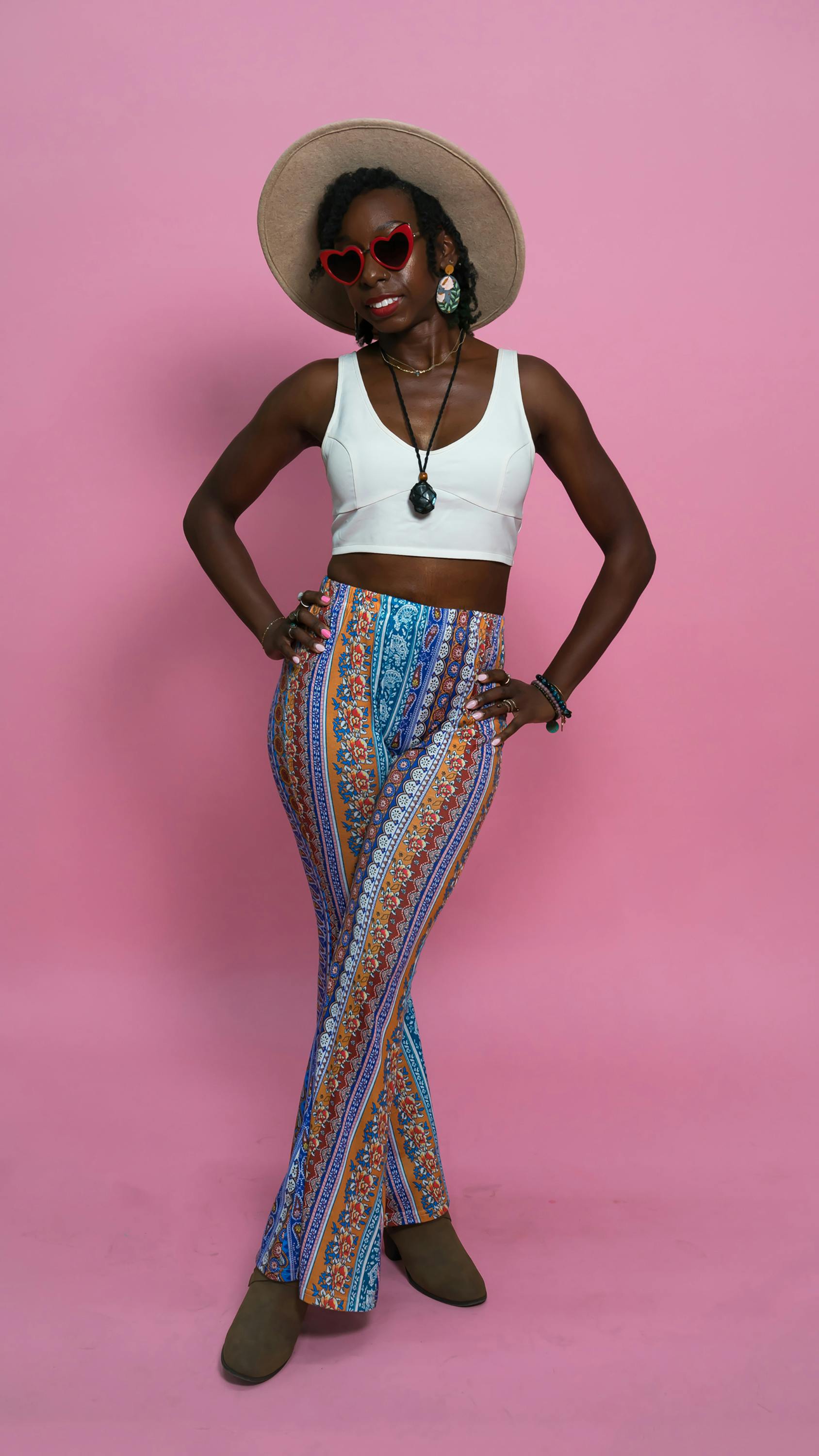 pink 70s model · Free Stock Photo