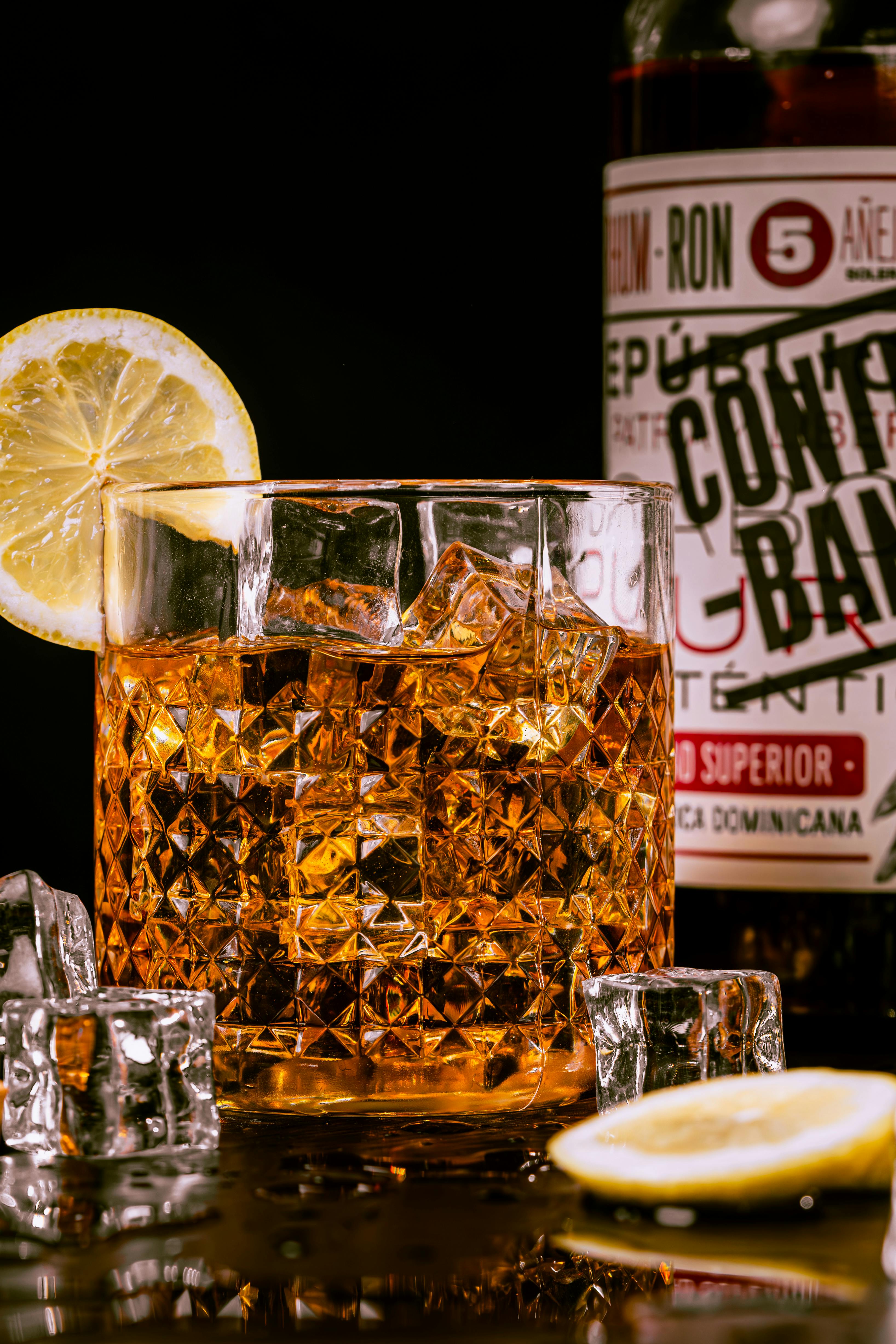 Foto de stock gratuita sobre acompañamiento, alcohol, bar, barman ...