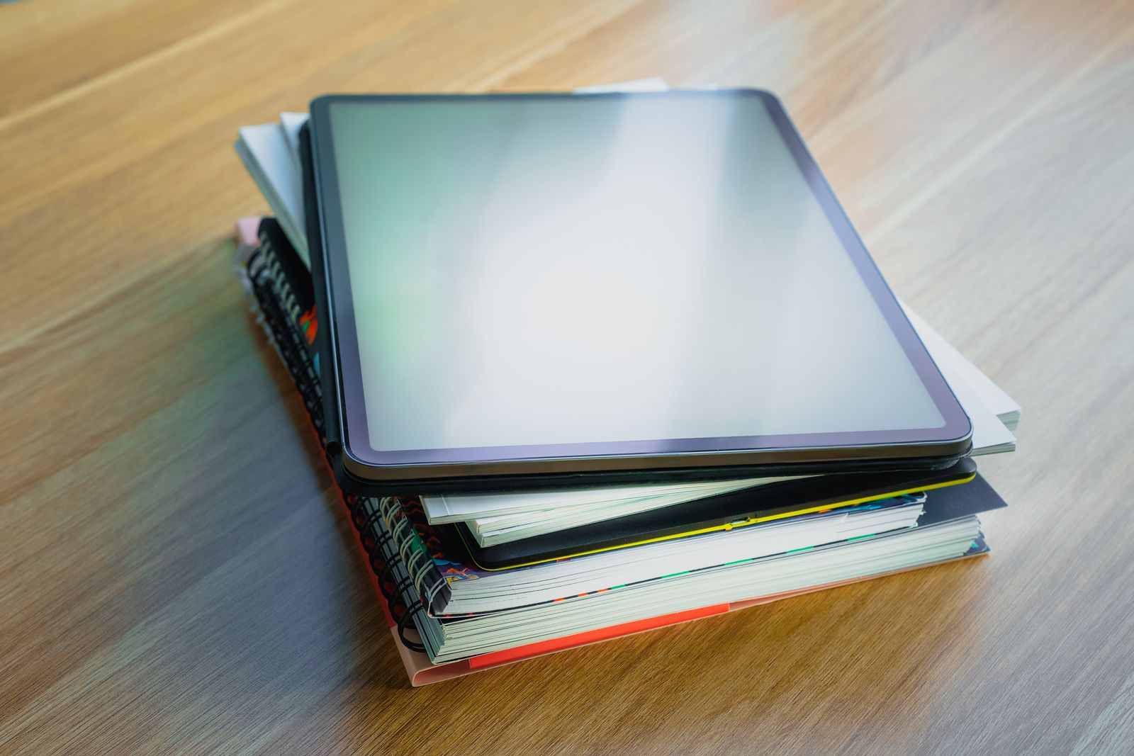 Top View Book Photos, Download The BEST Free Top View Book Stock Photos ...