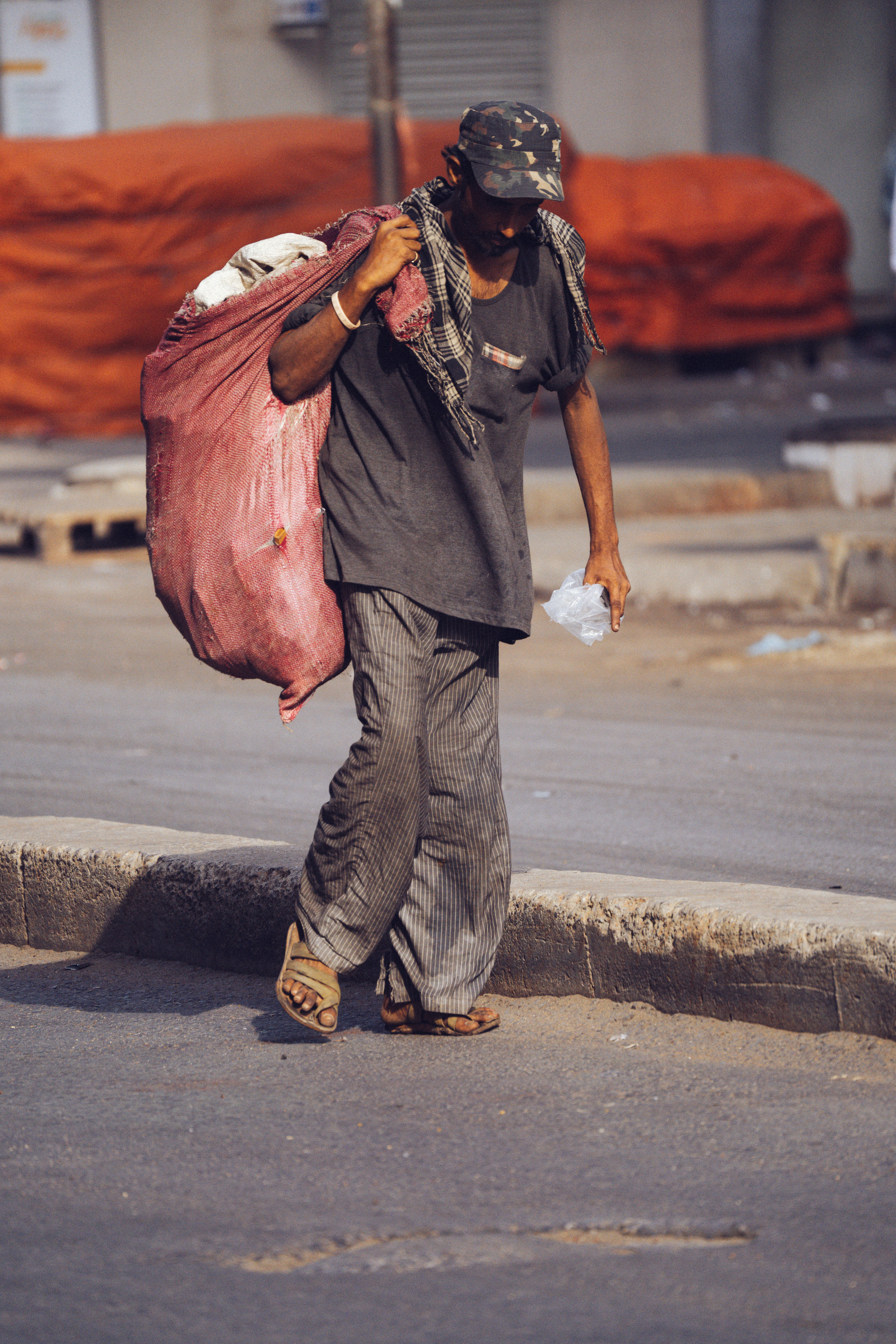 Labour Poverty Pakistan Photos, Download The BEST Free Labour Poverty ...