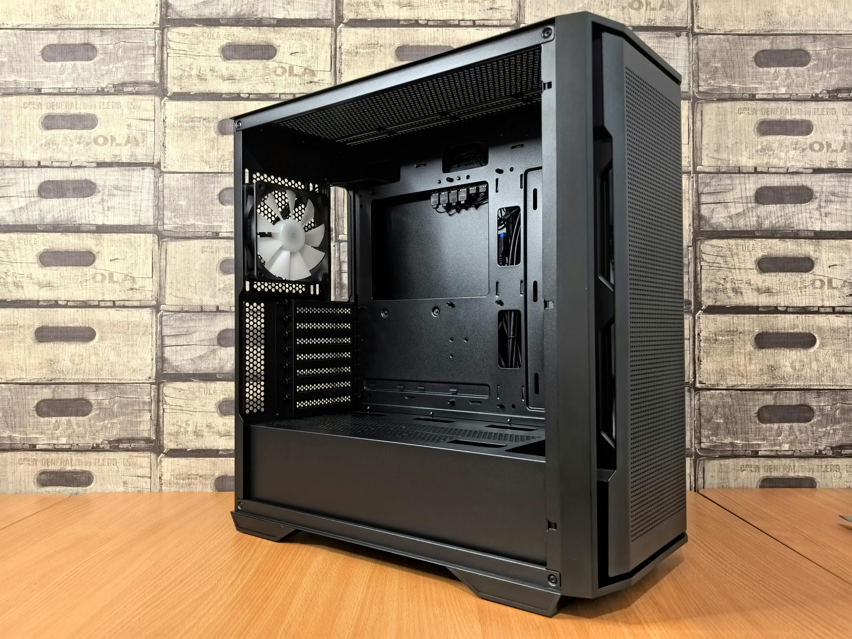 Black Computer with Fan · Free Stock Photo