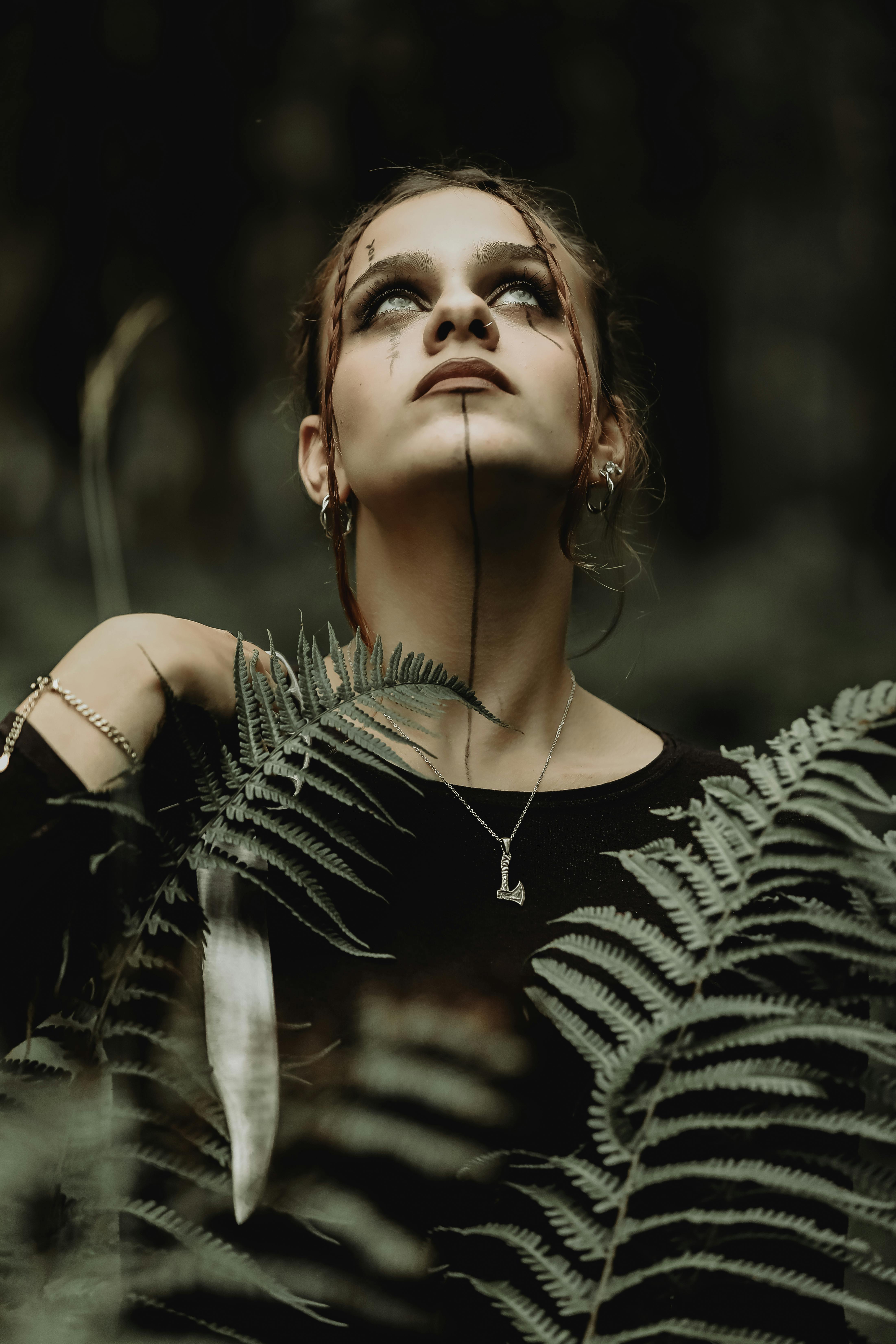 Necked Woman Photos, Download The BEST Free Necked Woman Stock Photos ...