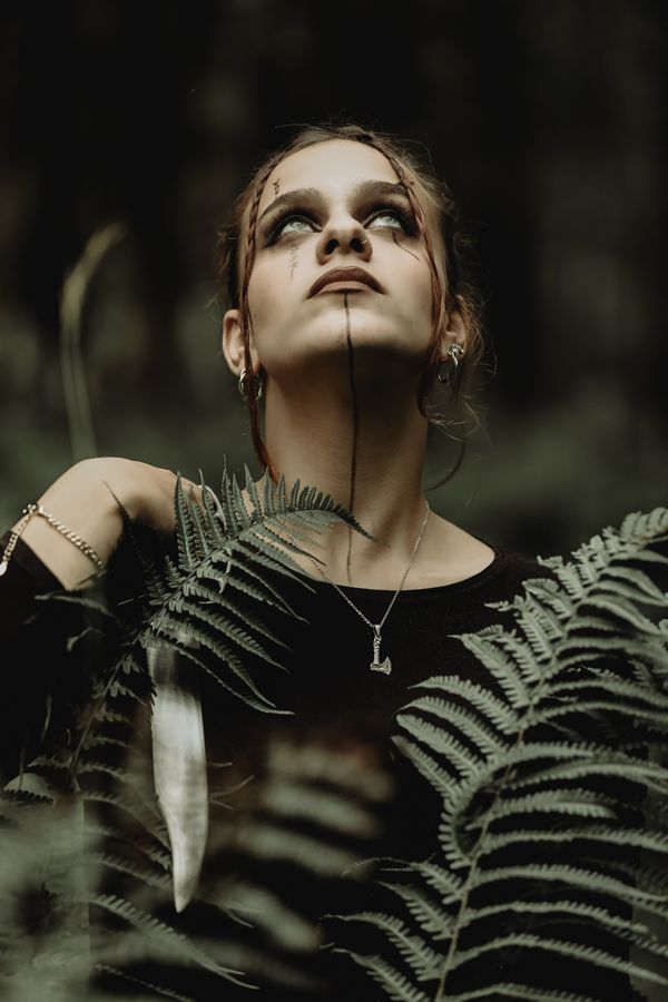 Necked Woman Photos, Download The BEST Free Necked Woman Stock Photos ...