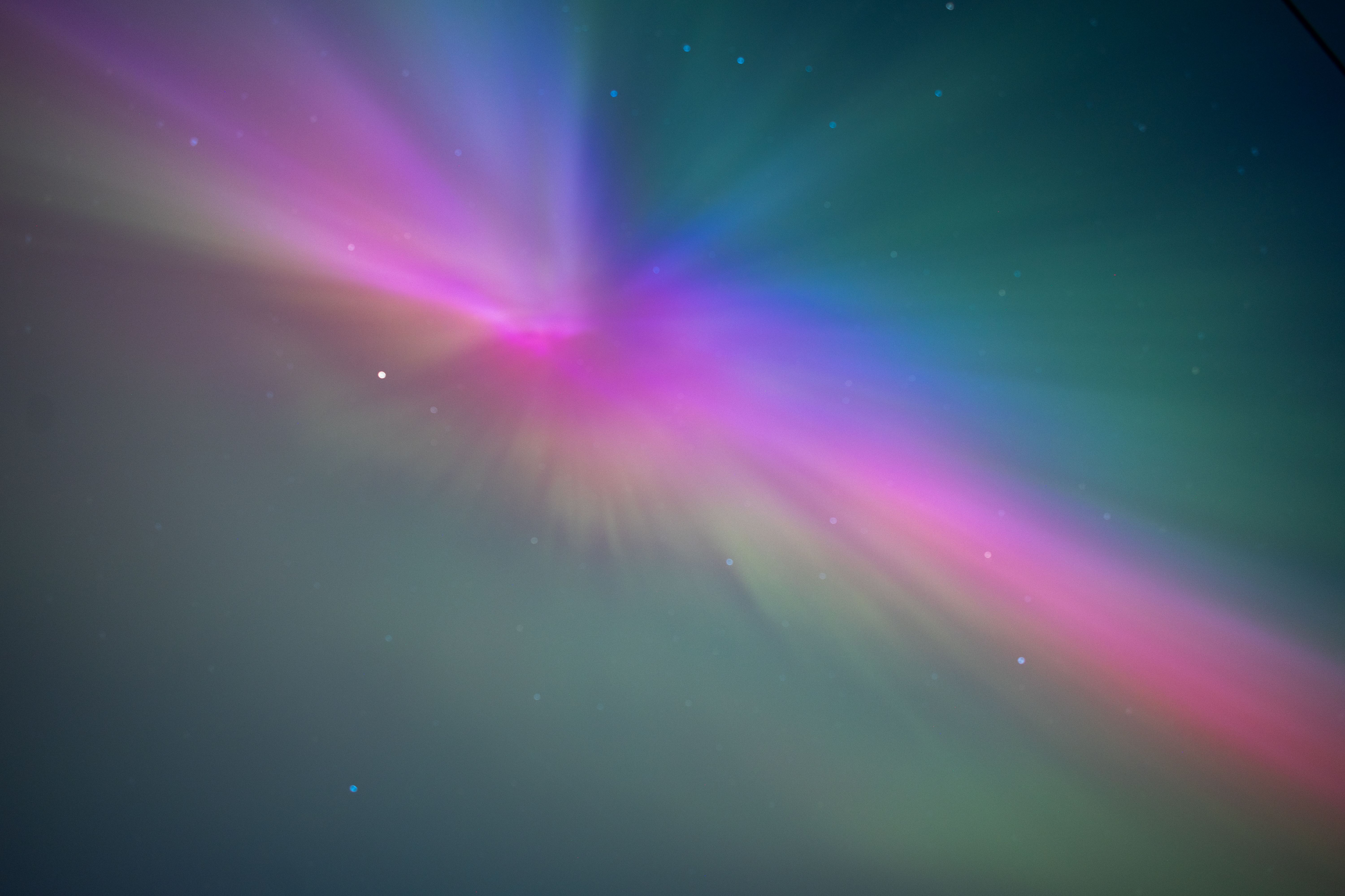 A colorful aurora borealis in the sky · Free Stock Photo