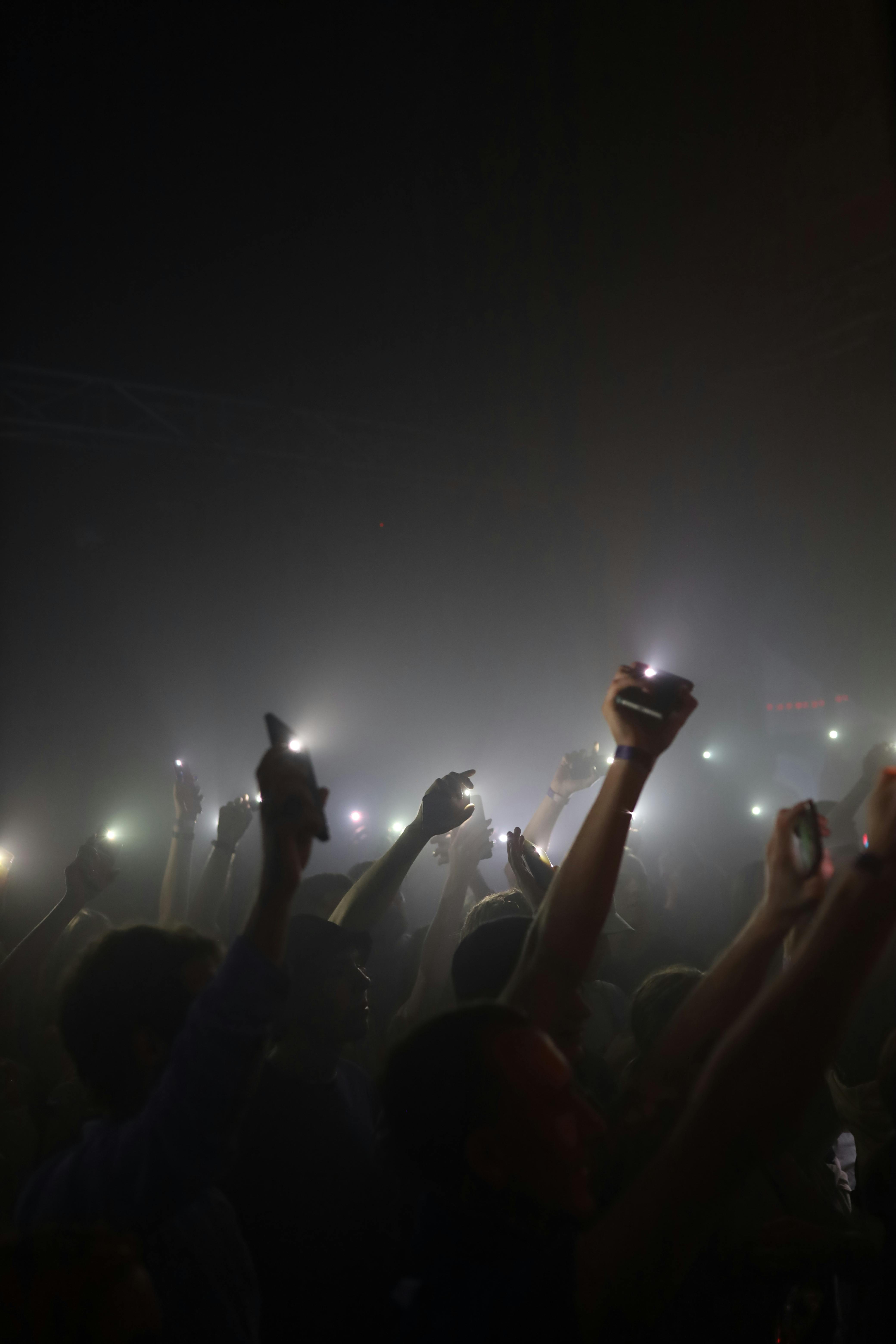 Flashlights Lights Crowd Photos, Download The BEST Free Flashlights ...