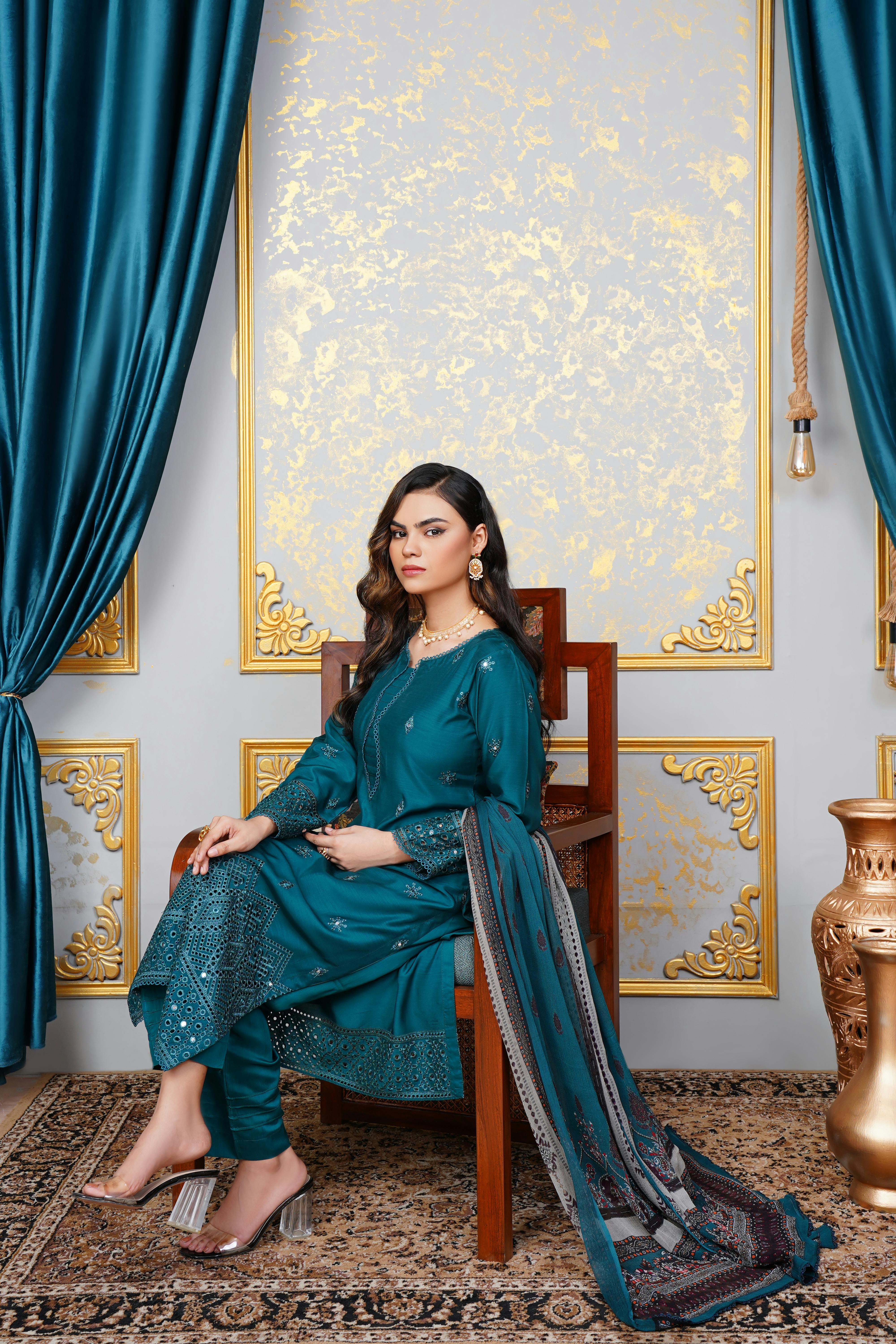 eastern dresses shoot · Free Stock Photo