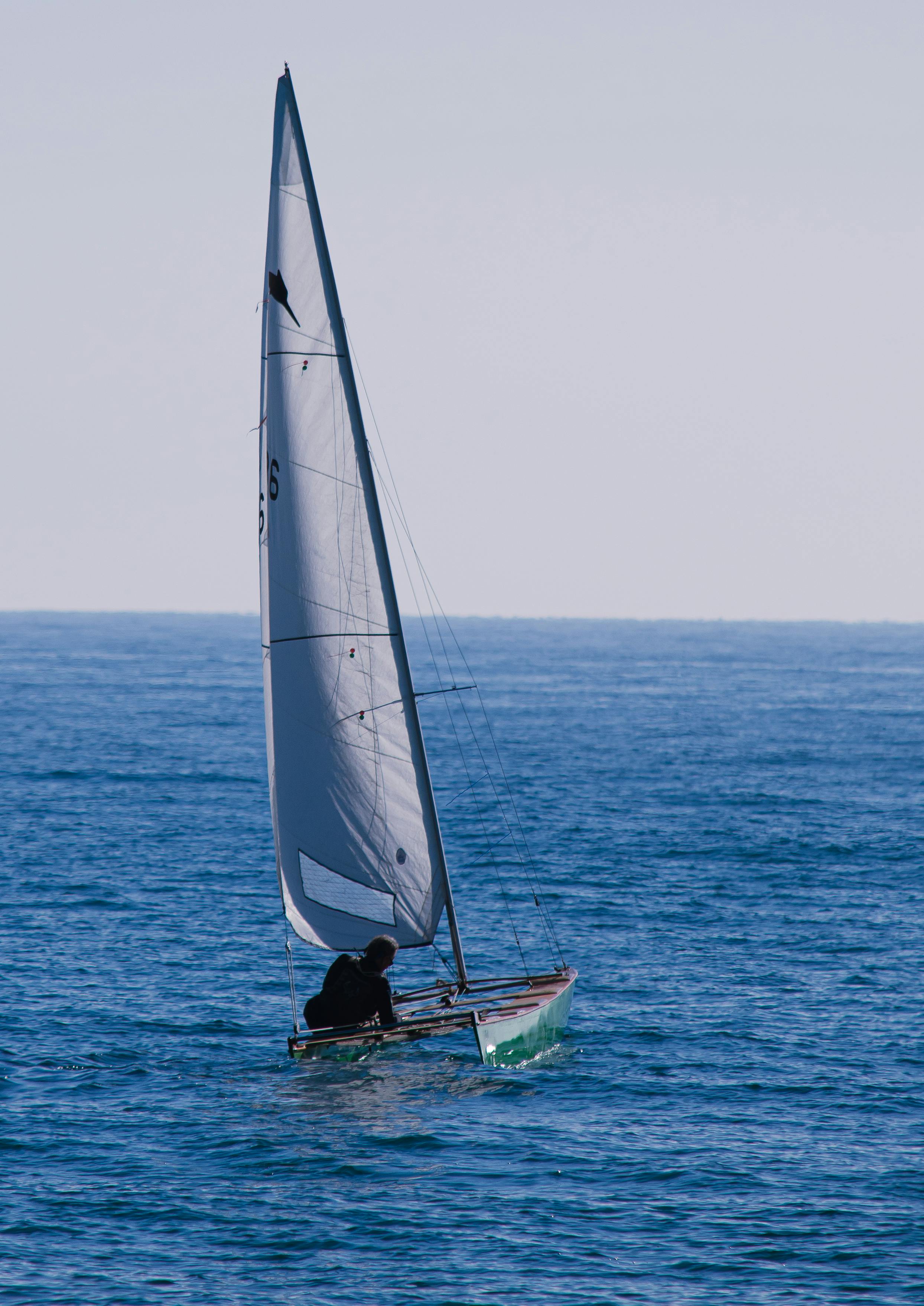 Man Standing on Boat · Free Stock Photo
