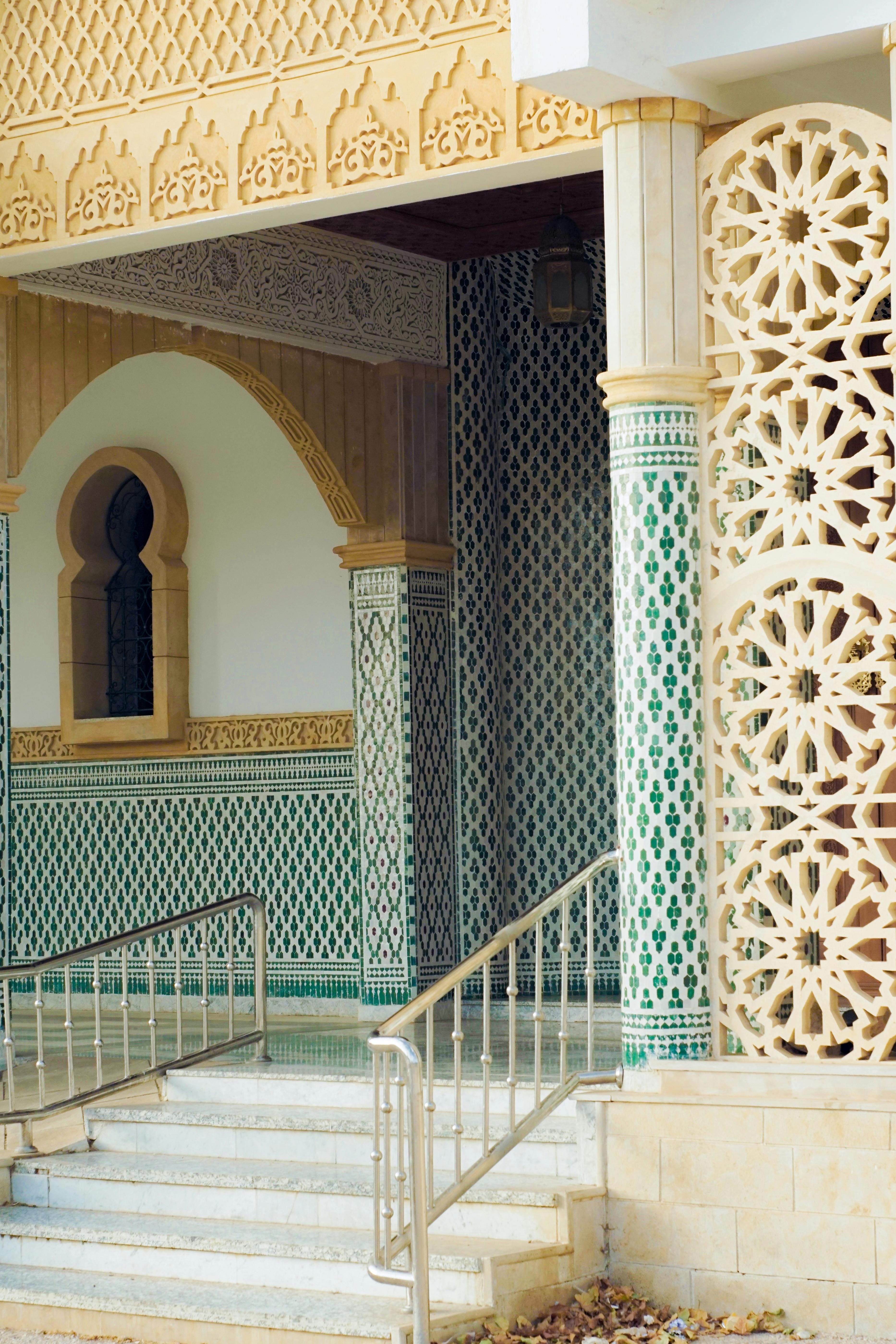 Mosaic Patterns in Mosque · Free Stock Photo