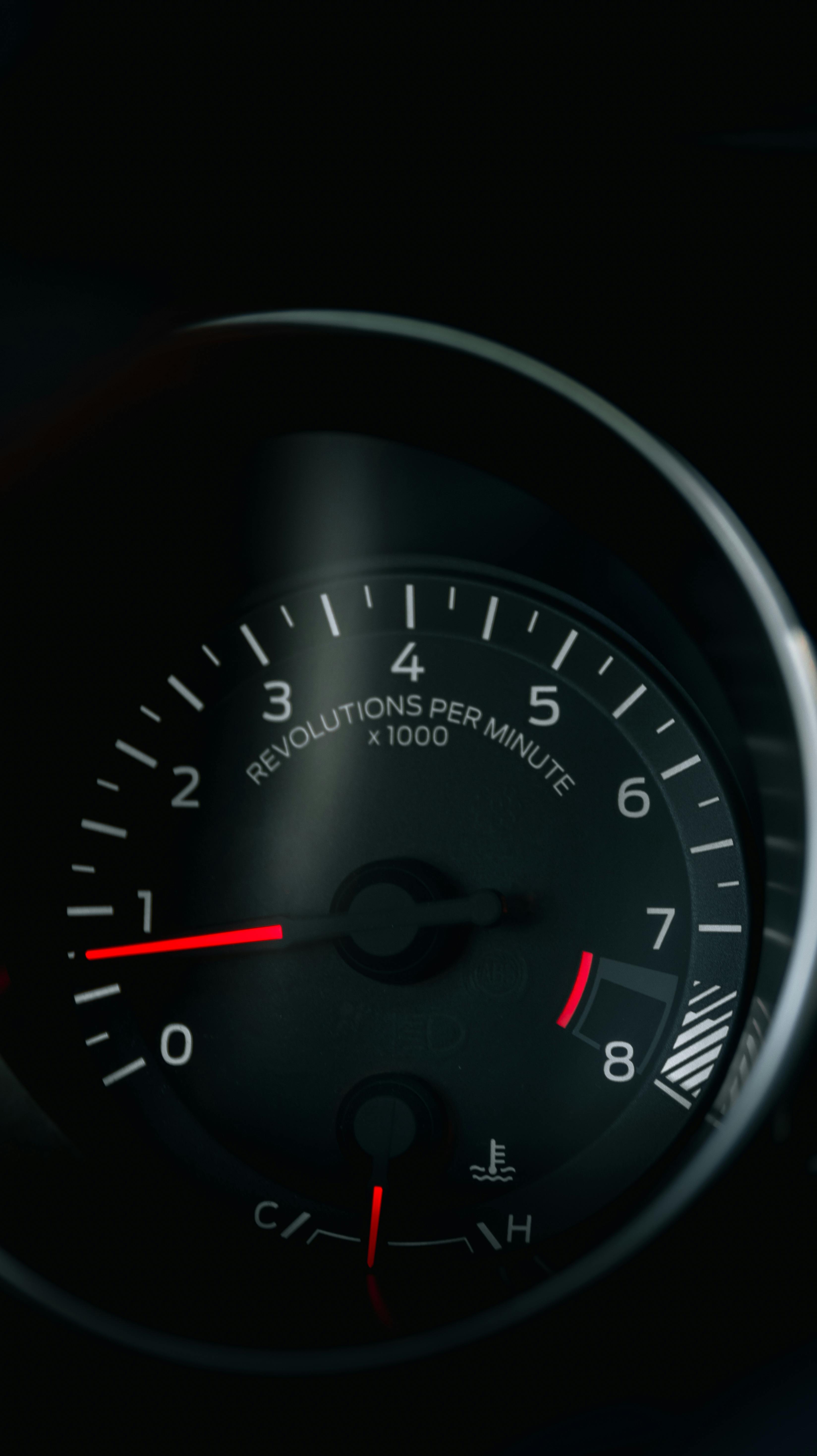 High-Performance RPM Gauge Close-Up · Free Stock Photo