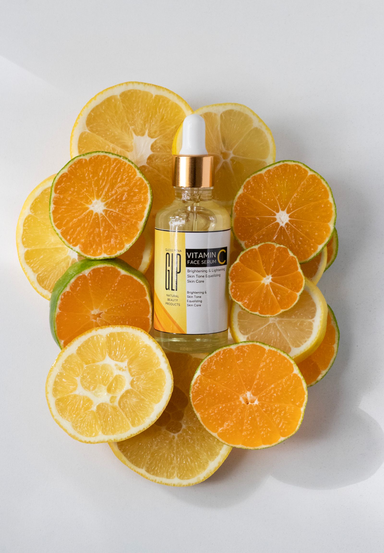 Free Vitamin C Serum In A Bottle Photos, Download The BEST Free Free ...