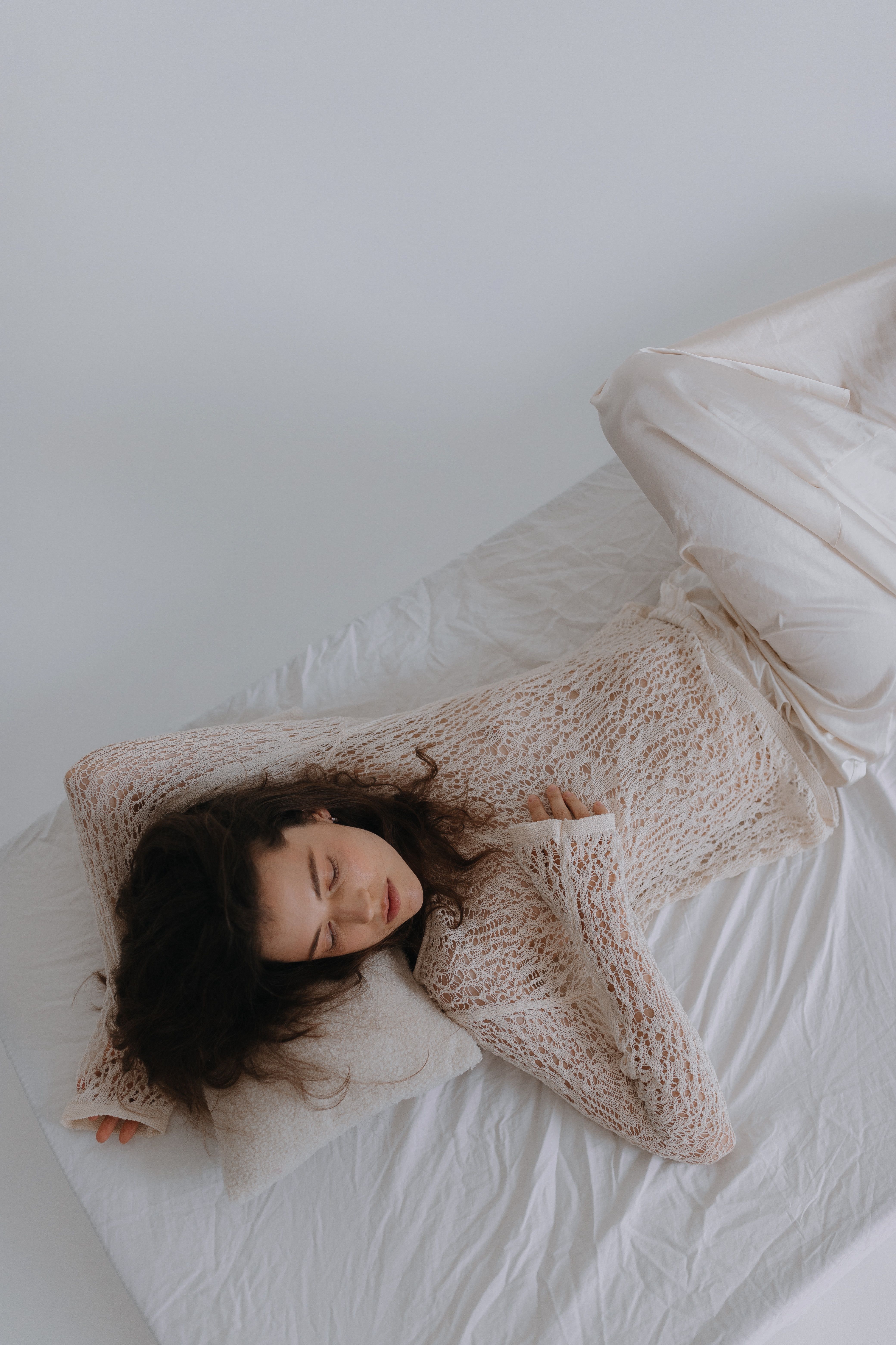 Indoor Sleep Photos, Download The BEST Free Indoor Sleep Stock Photos ...