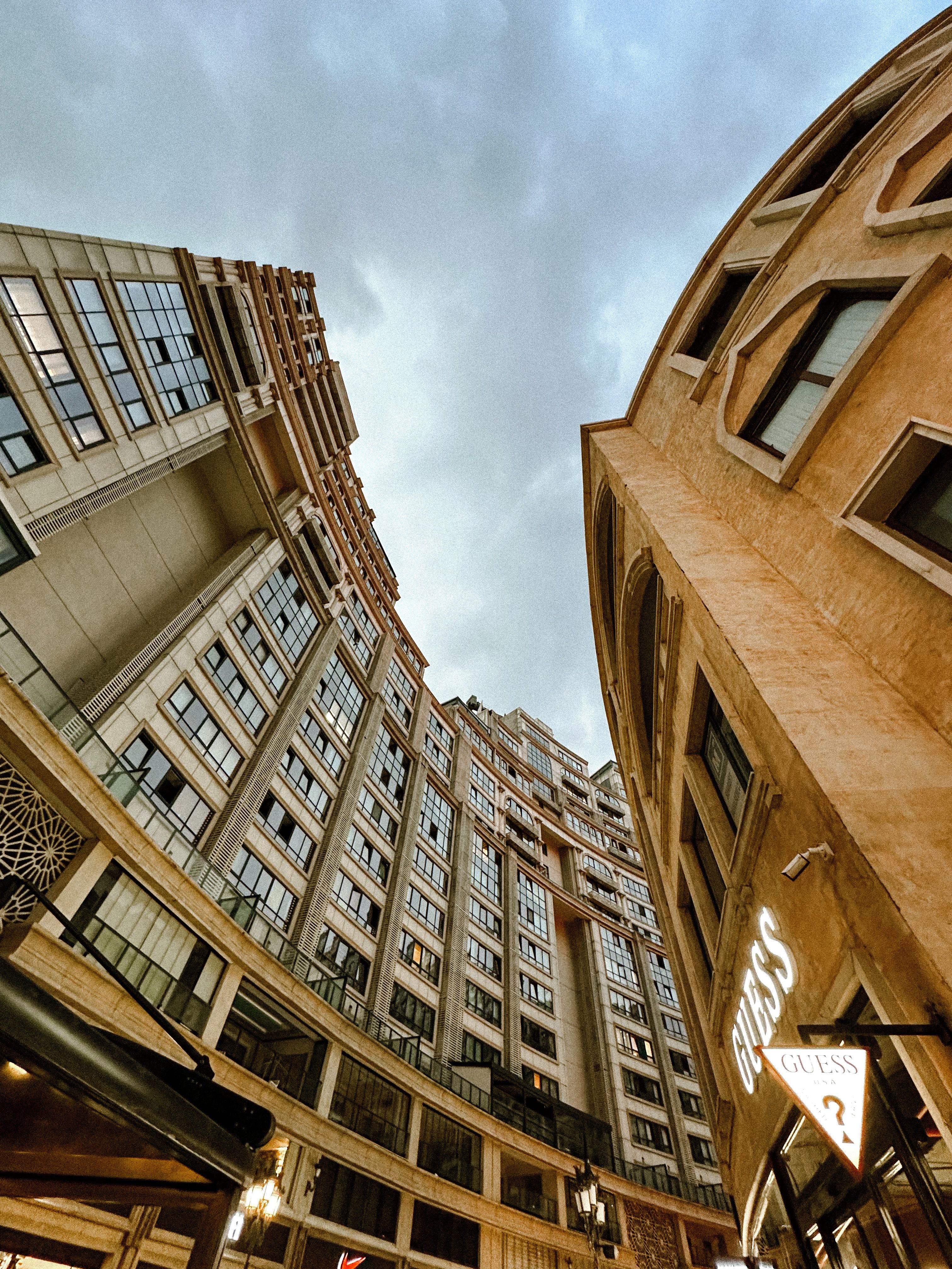 A view of a building from above · Free Stock Photo