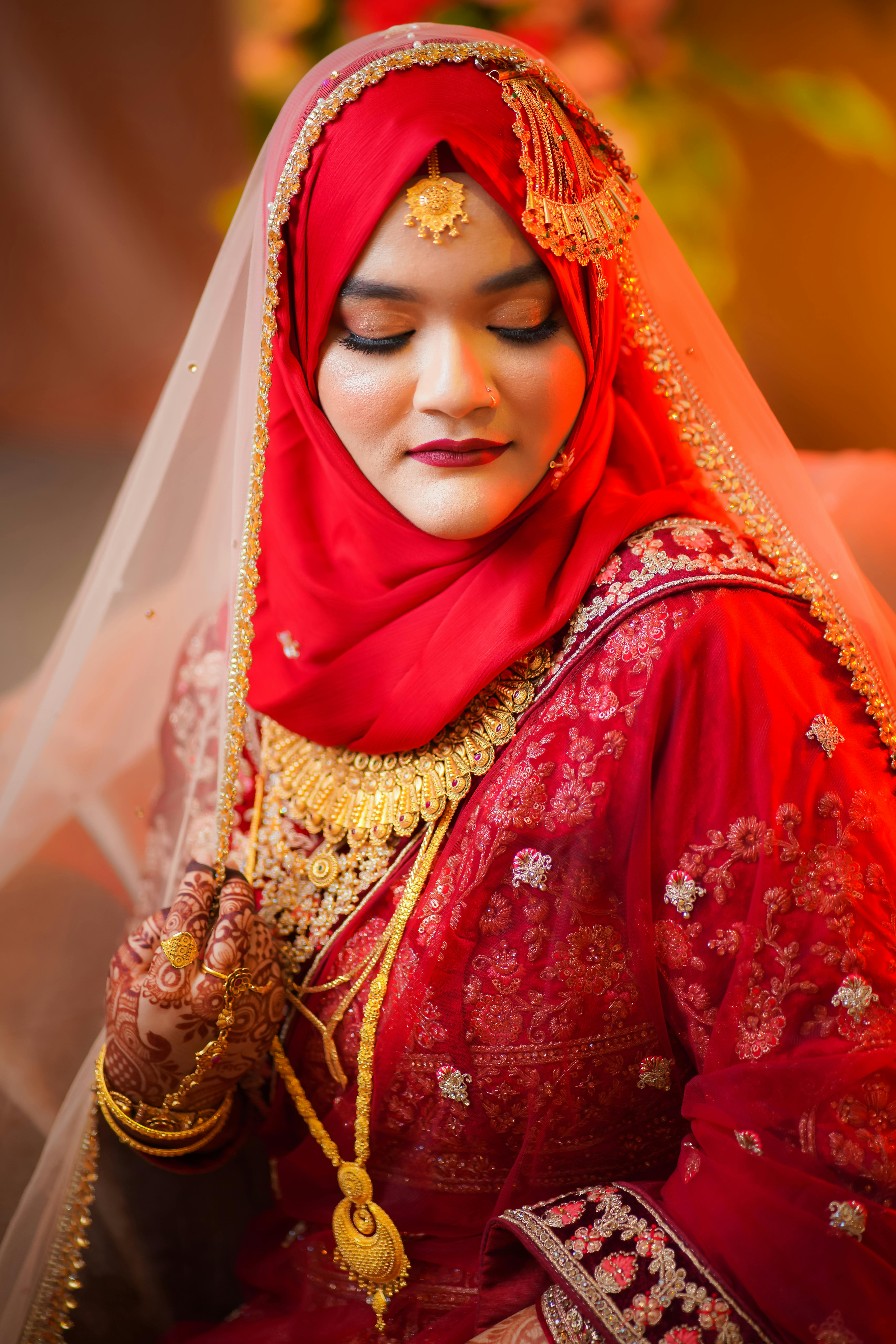 Selective Focus Photography of Woman Wearing Hijab · Free Stock Photo