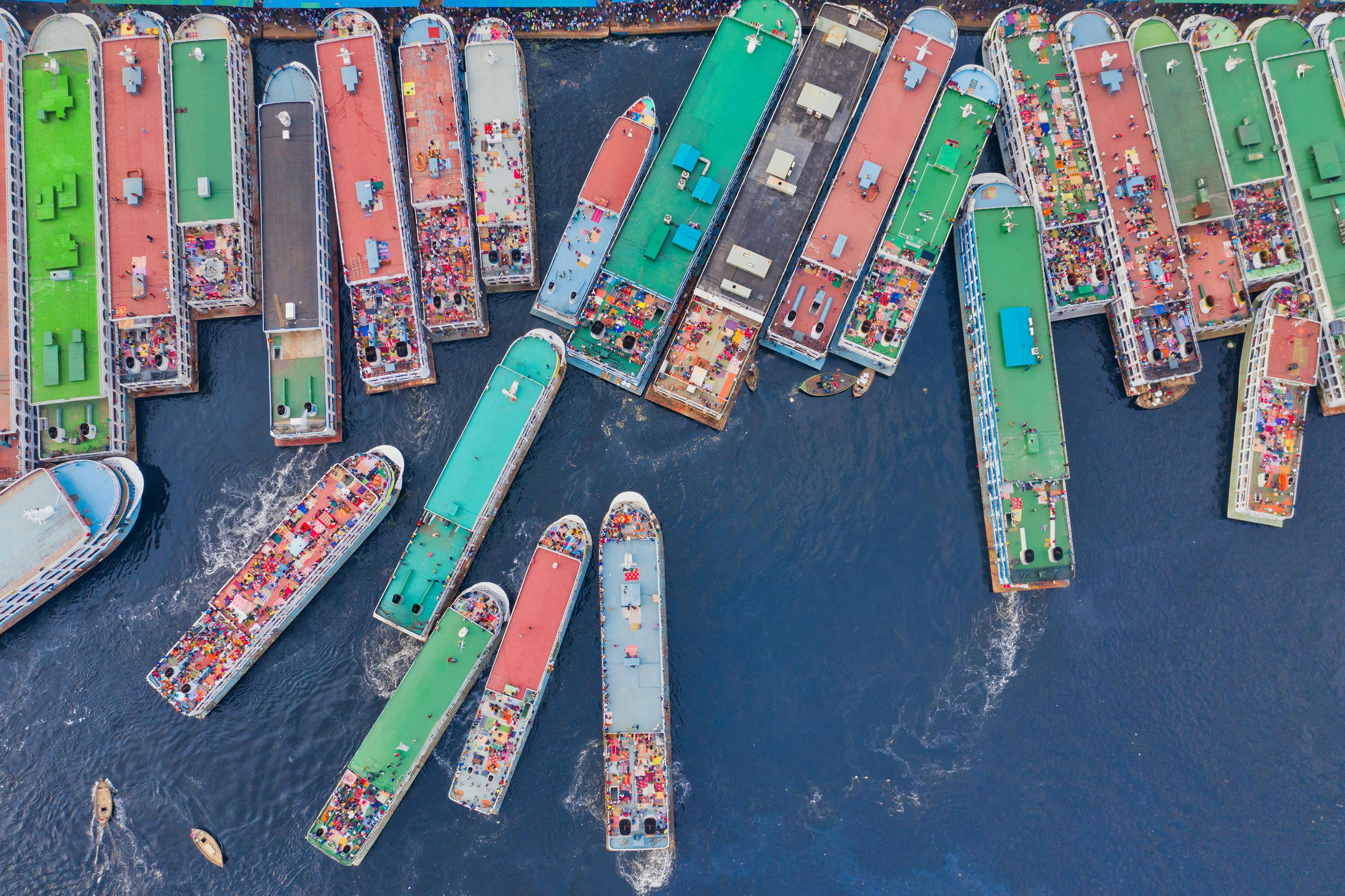 Crowded Boats Photos, Download The BEST Free Crowded Boats Stock Photos ...