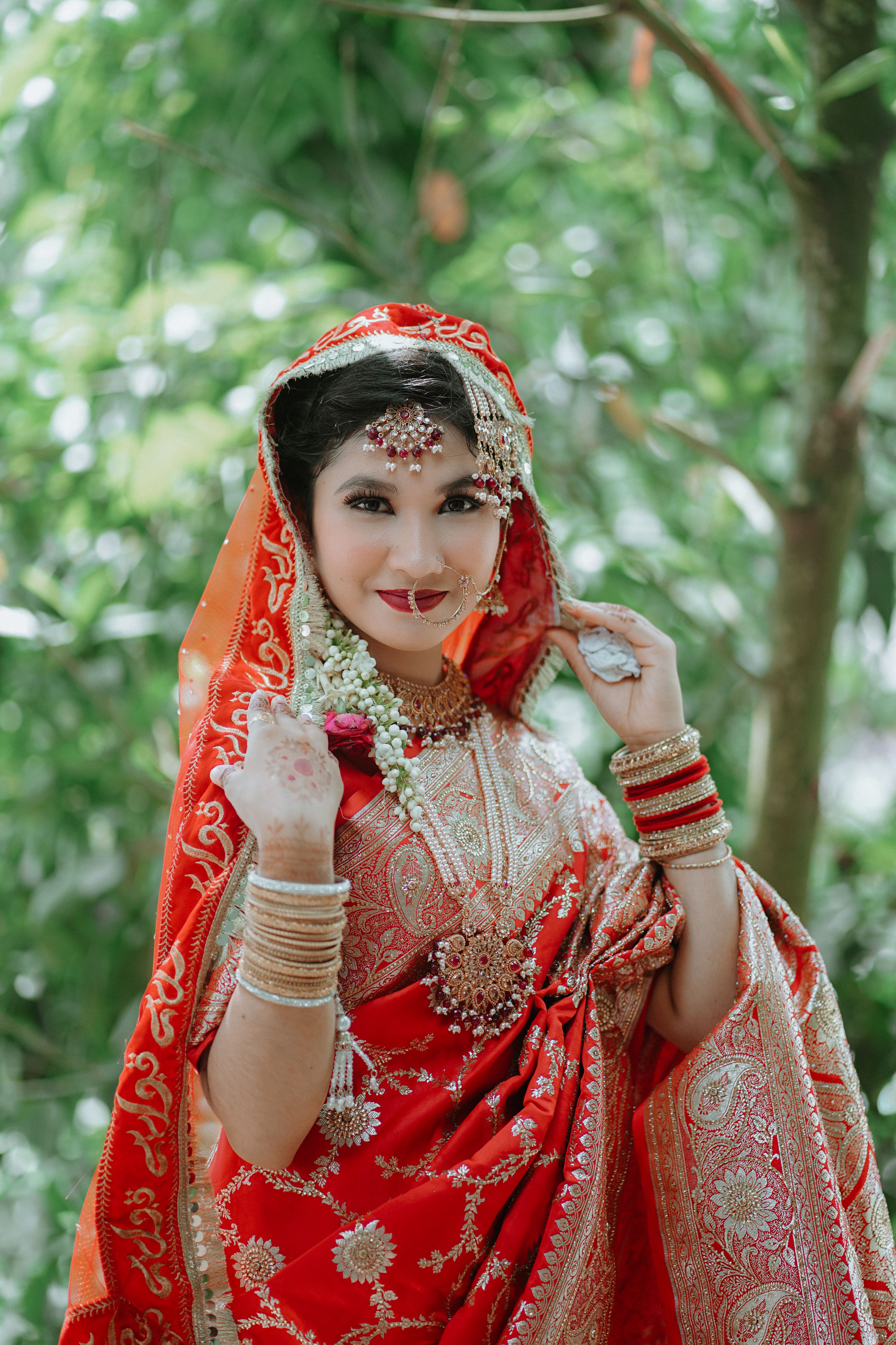 A beautiful bride in traditional indian attire · Free Stock Photo