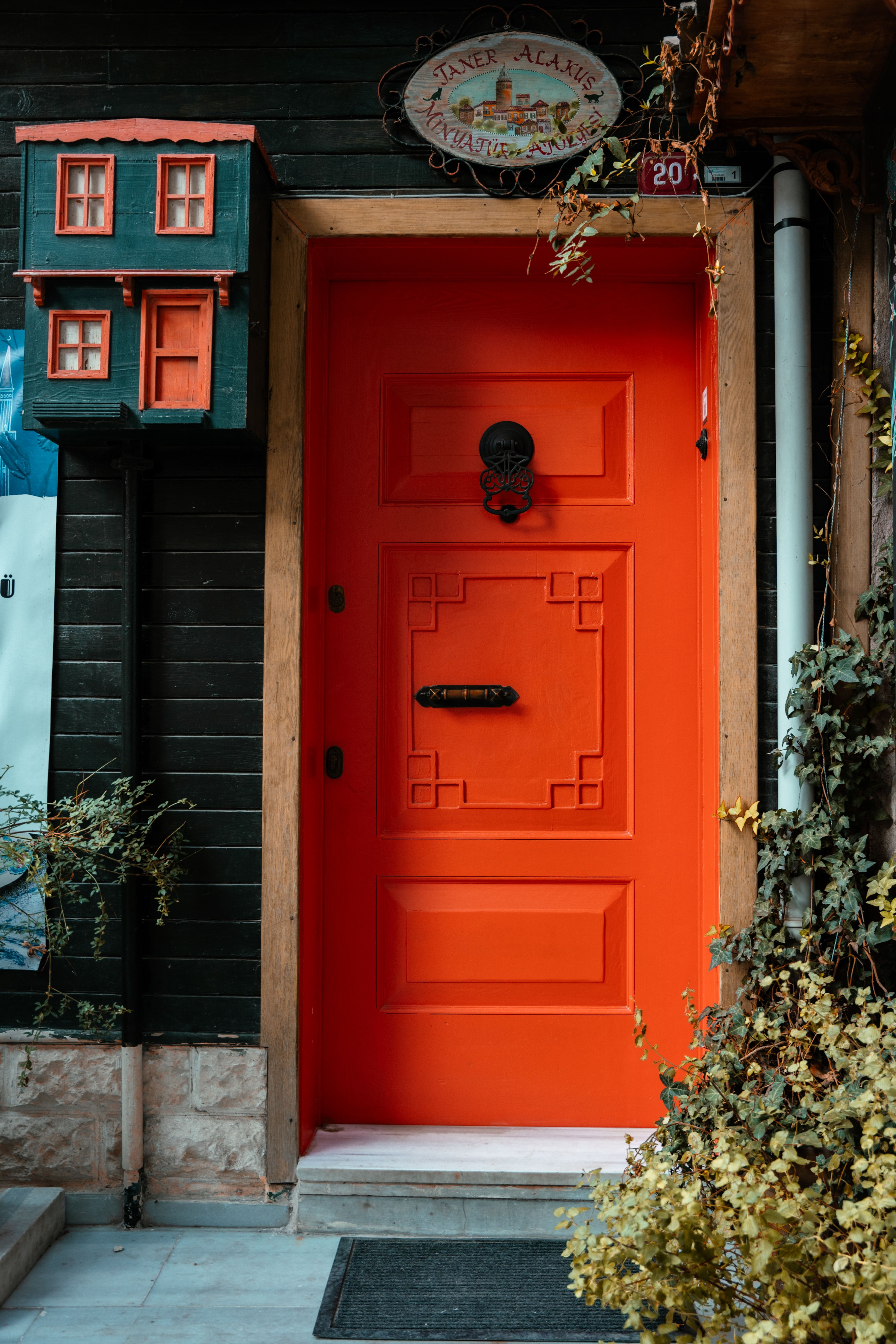 Door Wallpaper Photos, Download The BEST Free Door Wallpaper Stock ...
