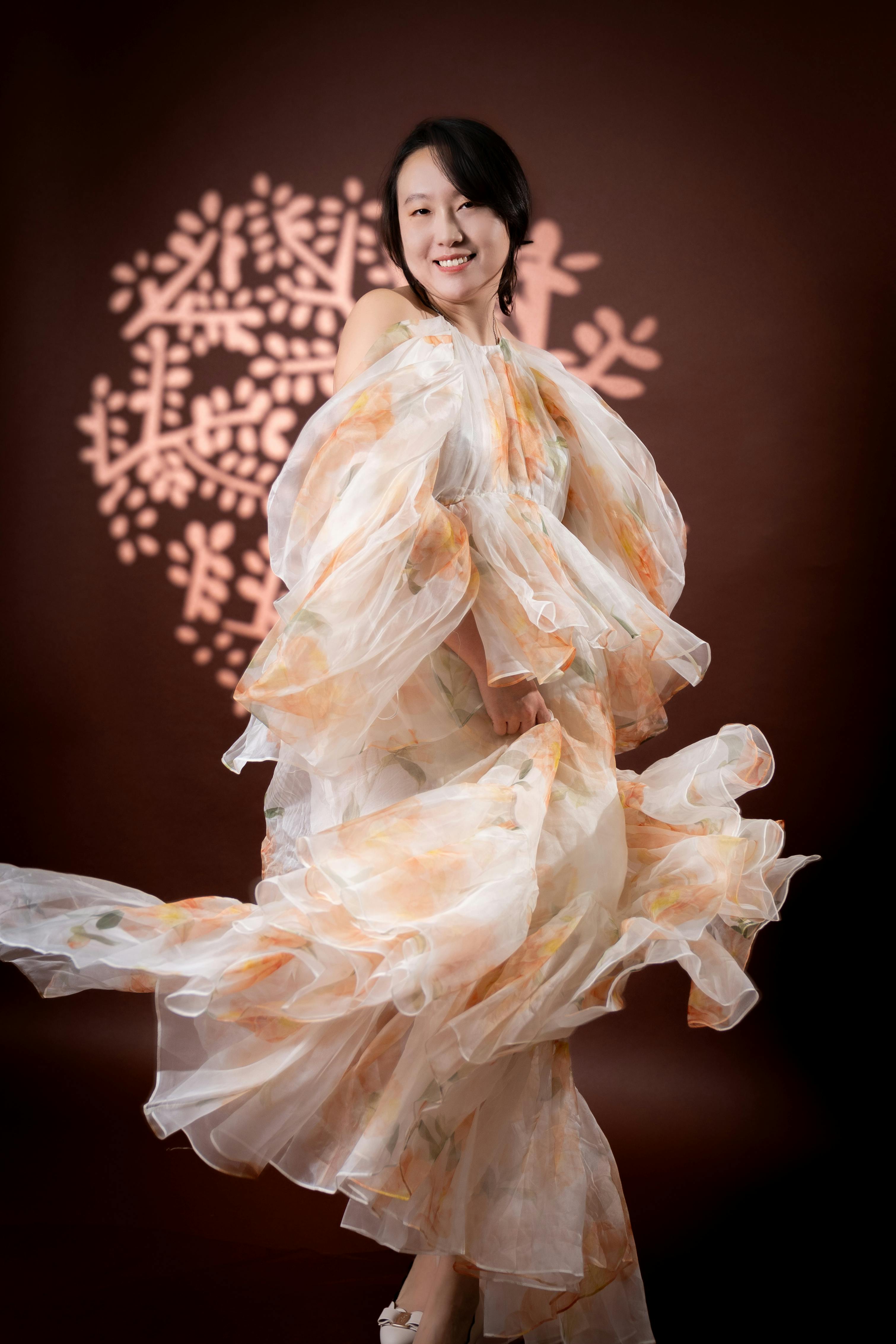 Flowing Fabric Photos, Download The BEST Free Flowing Fabric Stock ...