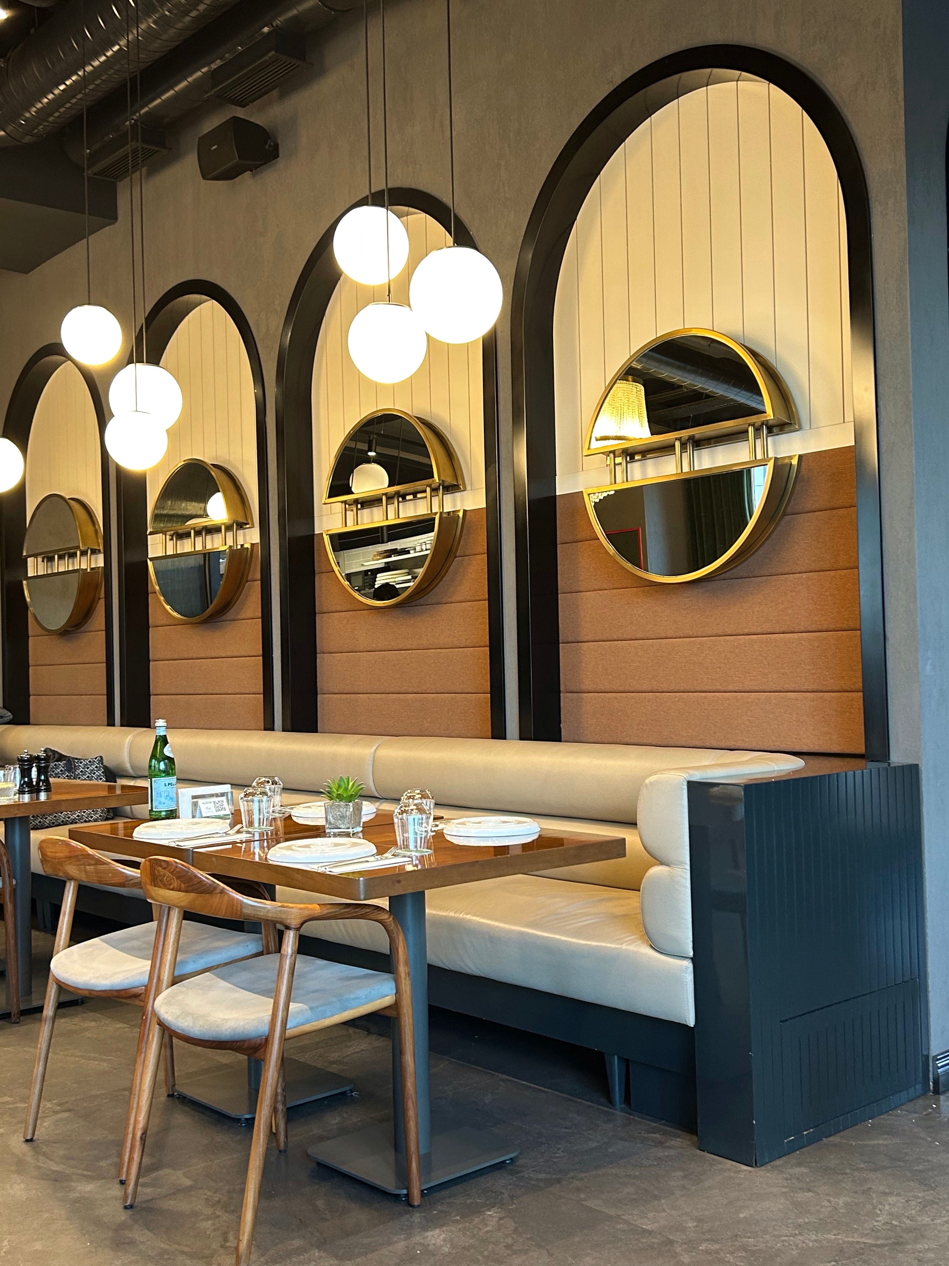 Interior Design of Restaurant · Free Stock Photo