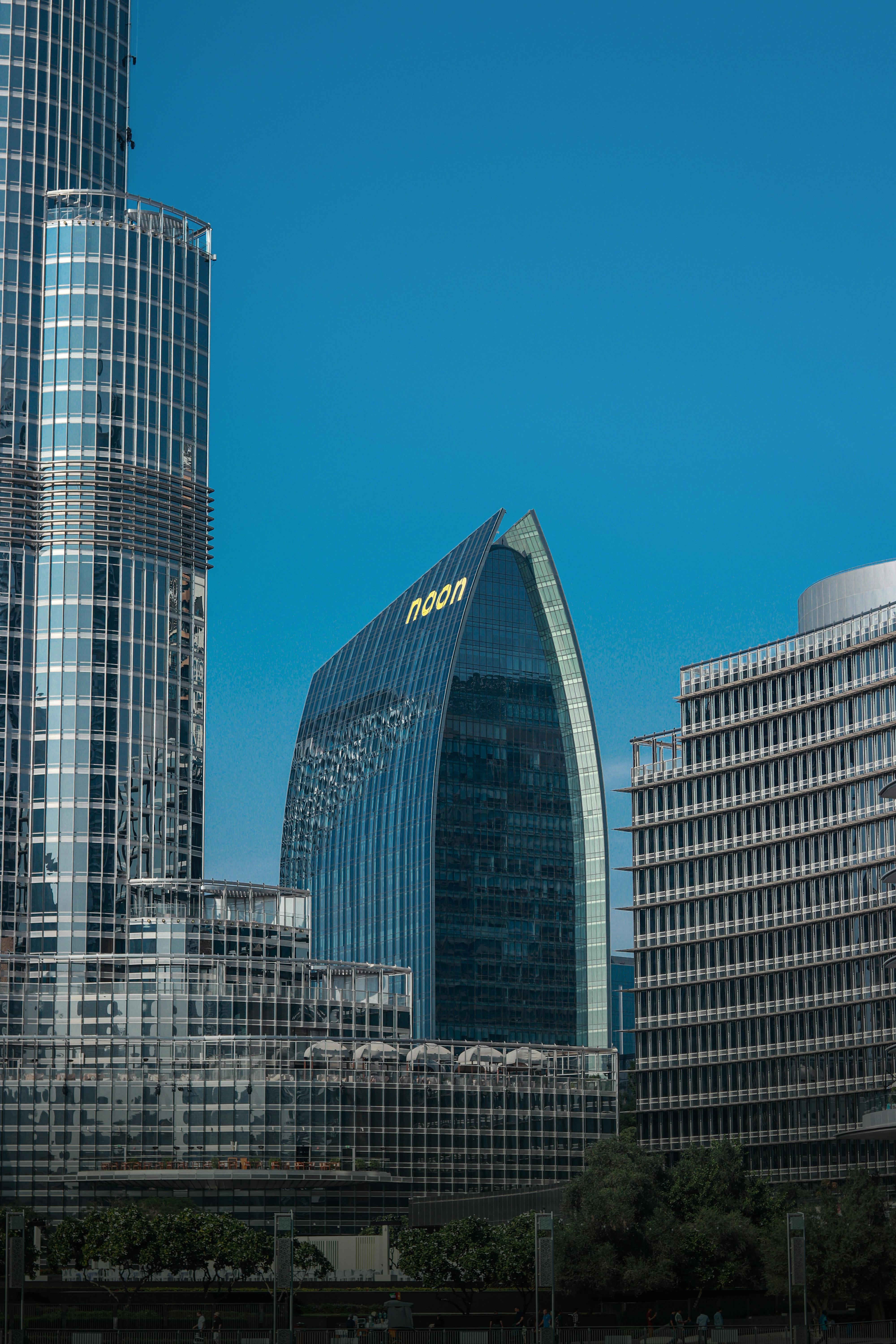 Dubai Downtown | Noon Tower · Free Stock Photo