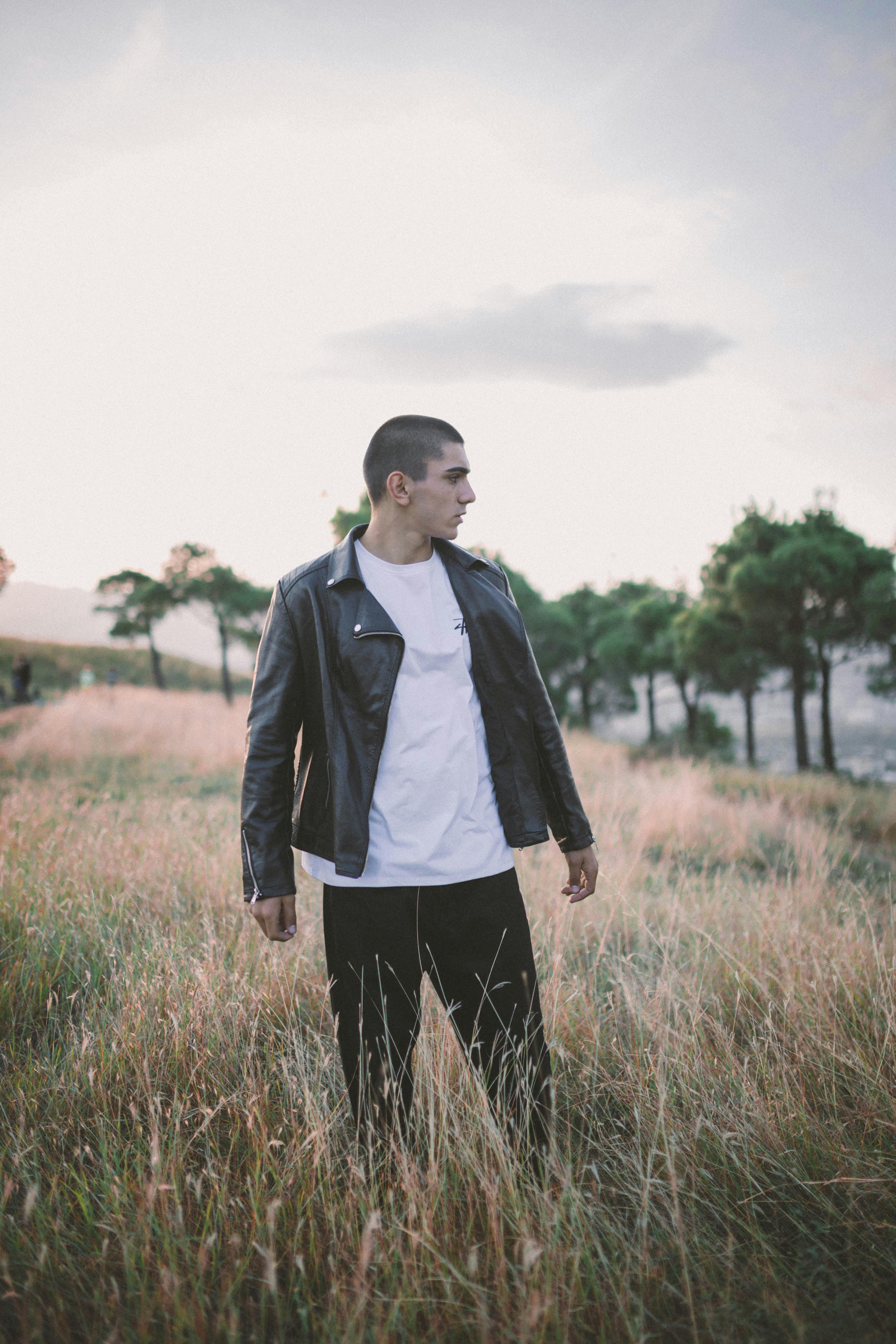 Men Fashion Minimalist Photos, Download The BEST Free Men Fashion ...