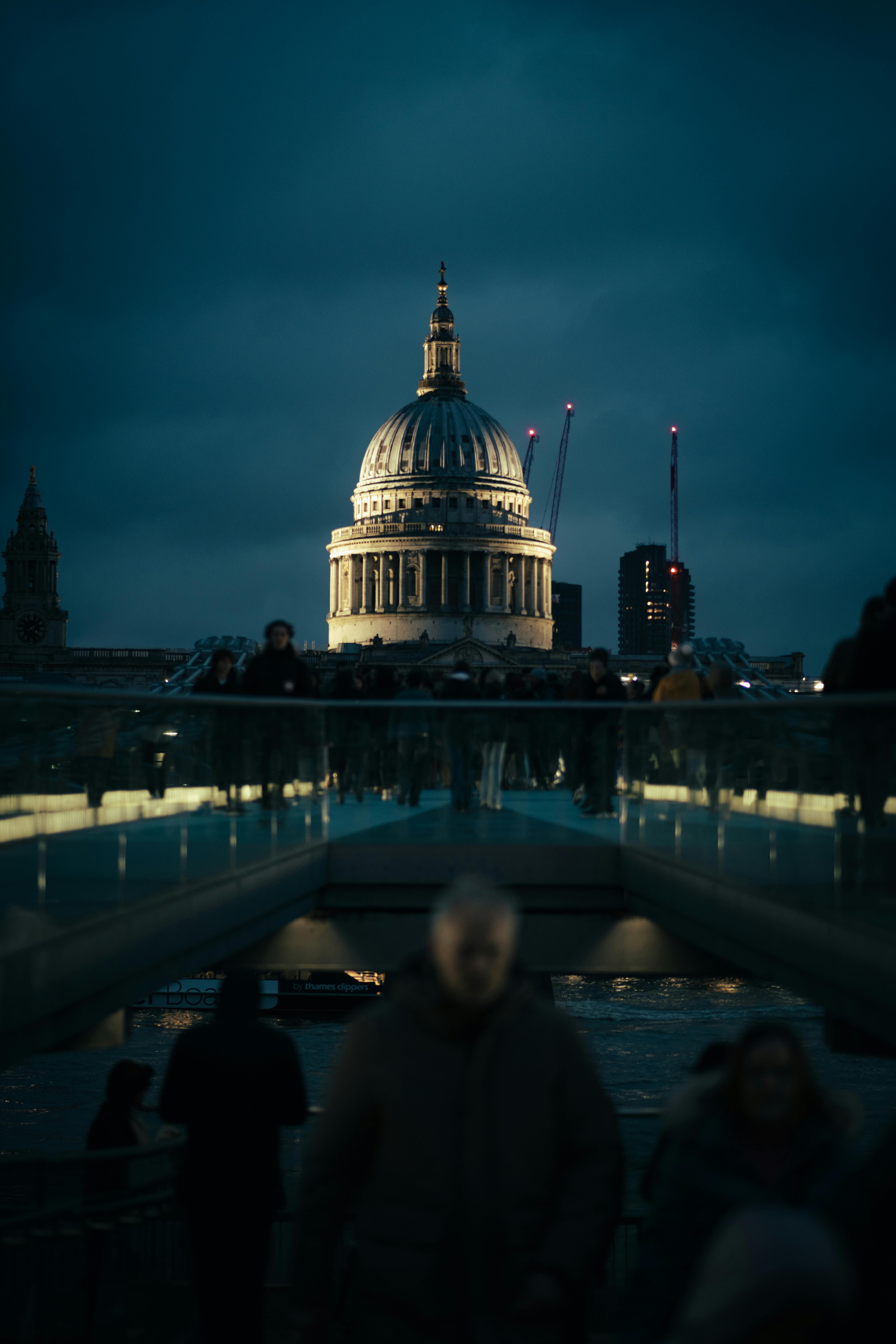 St. Paul's Cathedral at Night · Free Stock Photo