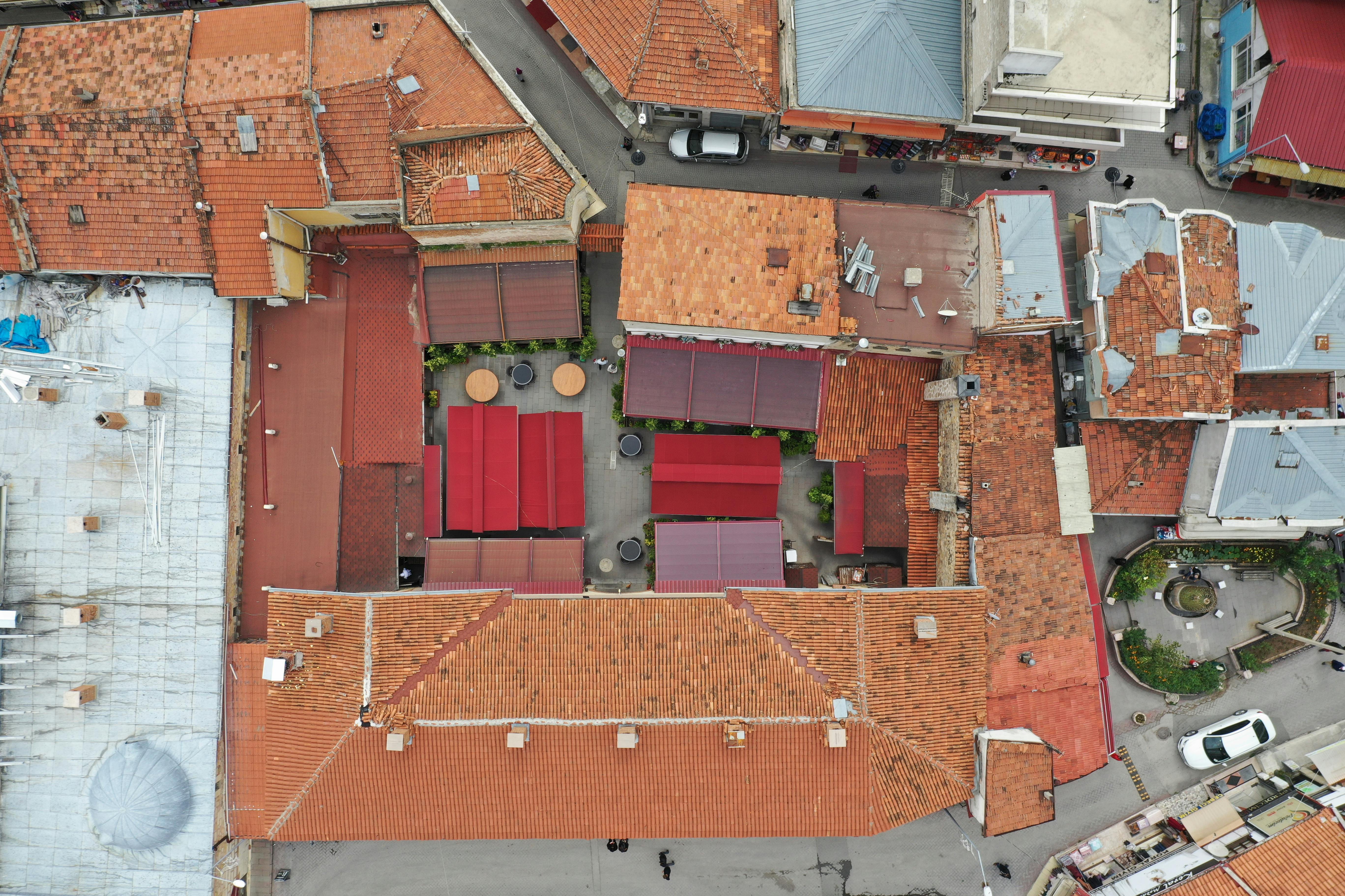 Tilted Roofs Photos, Download The BEST Free Tilted Roofs Stock Photos ...