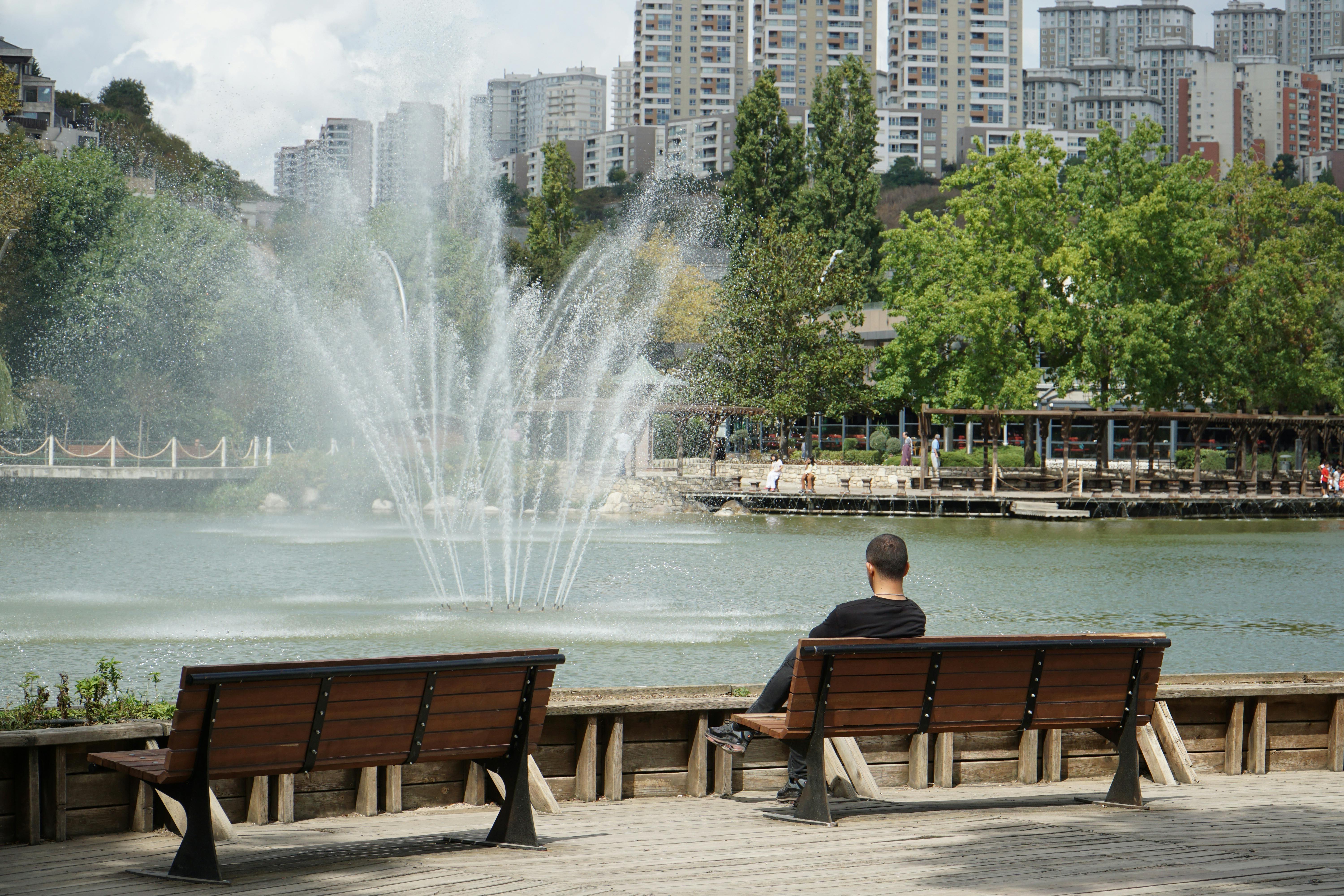 Bahçeşehir Gölet · Free Stock Photo